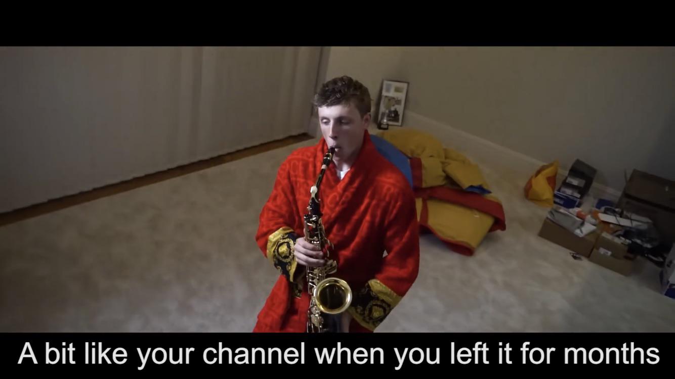 Hmm how the turn tables | Scrolller