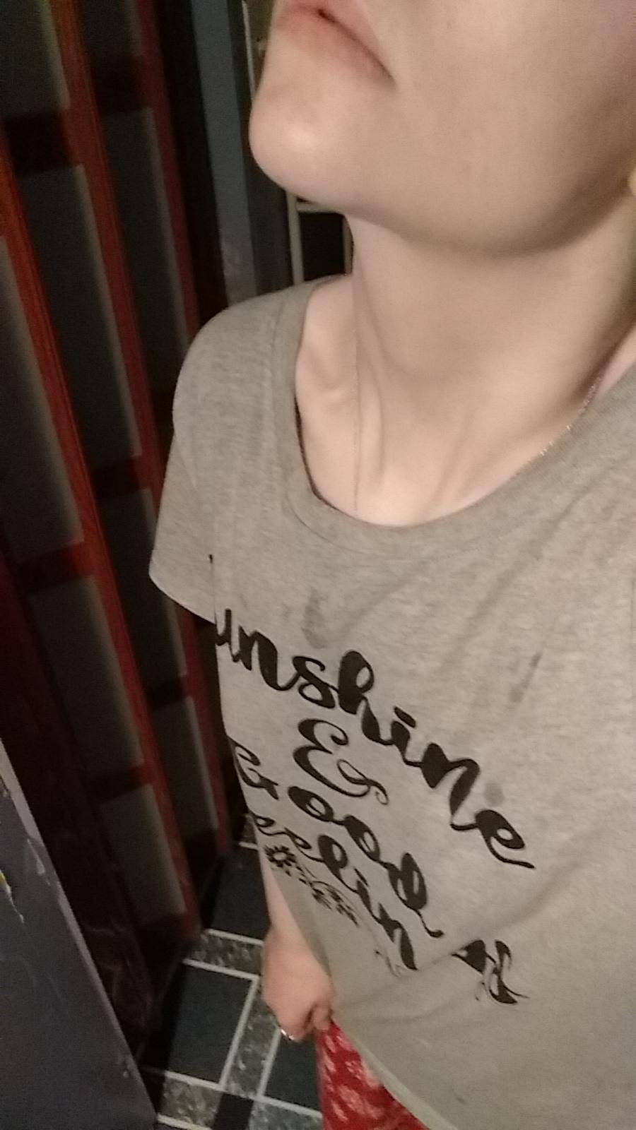 Hmm..it feels like something is missing | Scrolller