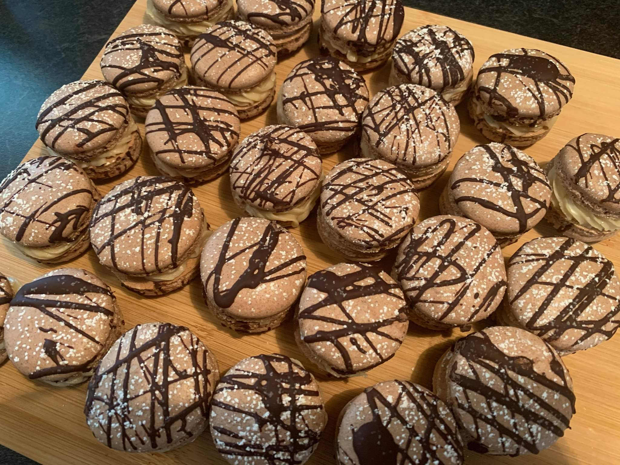 [Homemade] Chocolate Salted Caramel Macarons | Scrolller