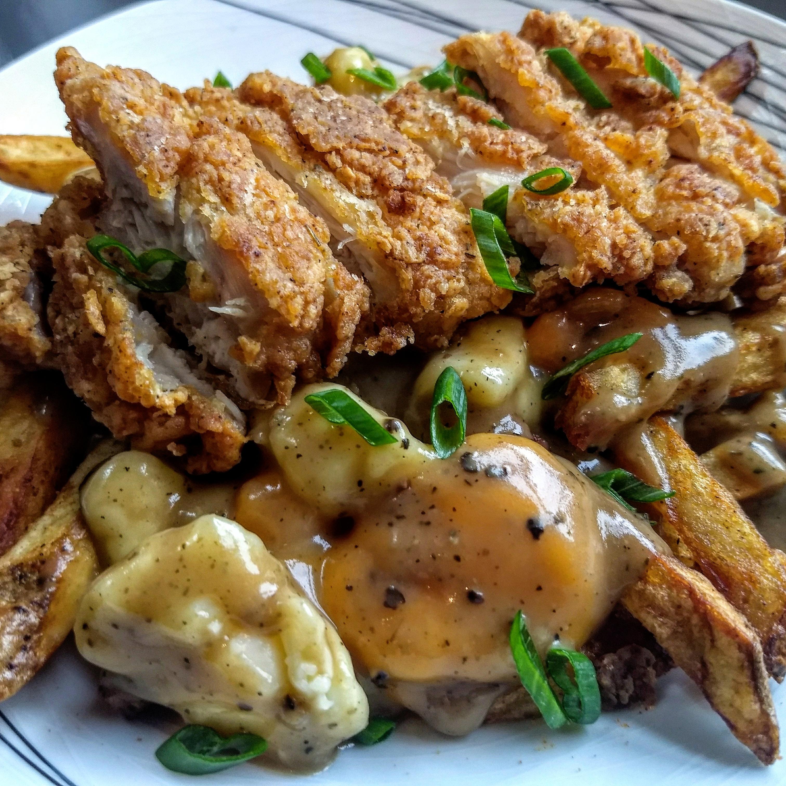 [Homemade] Fried Chicken Poutine | Scrolller