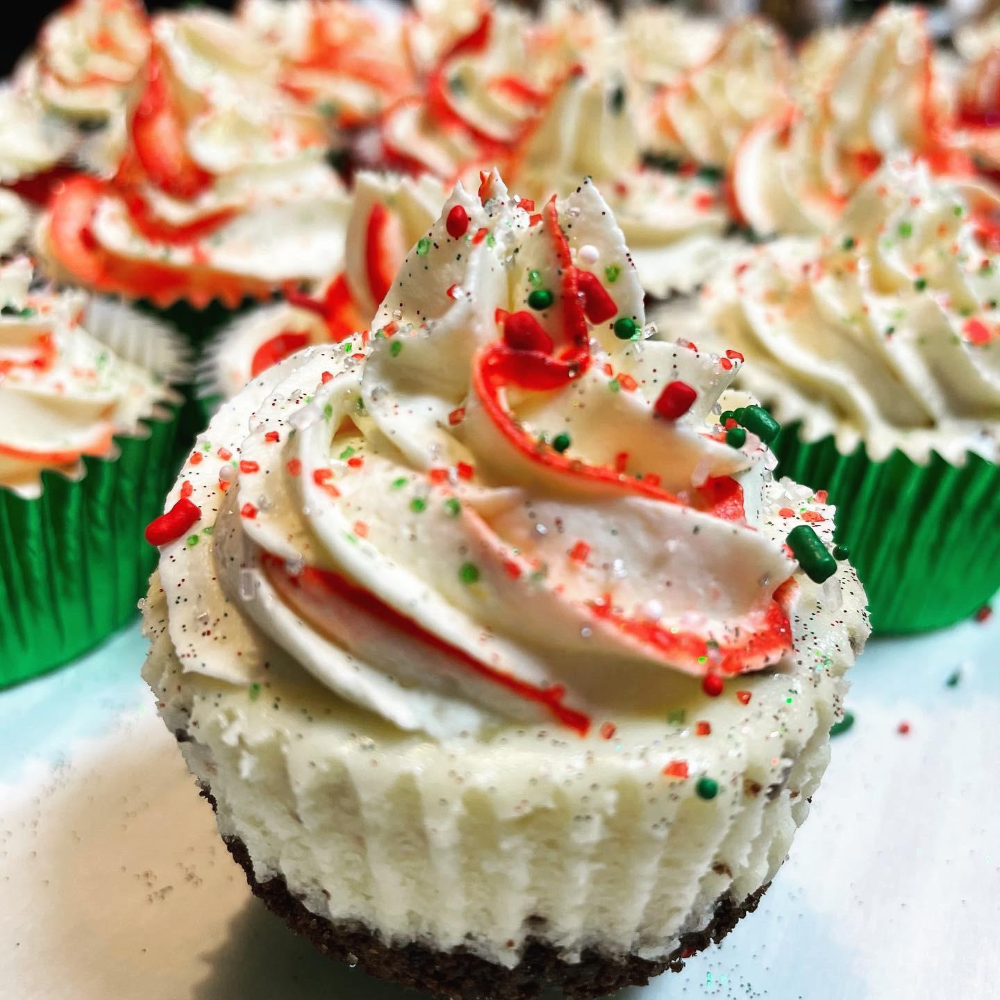 [Homemade] Mini peppermint bark cheesecakes with white chocolate mousse topping. | Scrolller