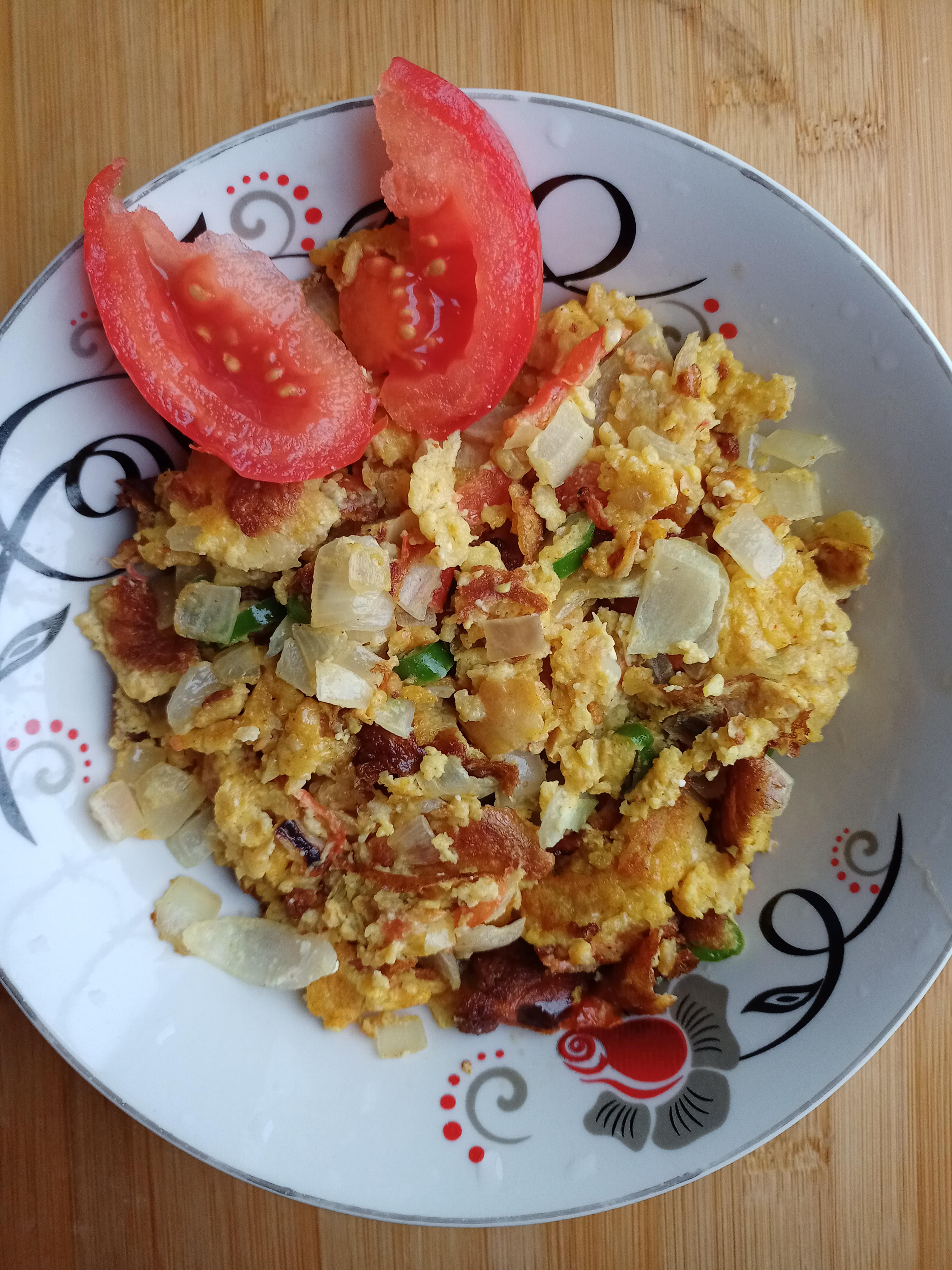 [Homemade] Scrambled Eggs mixed with Bread | Scrolller