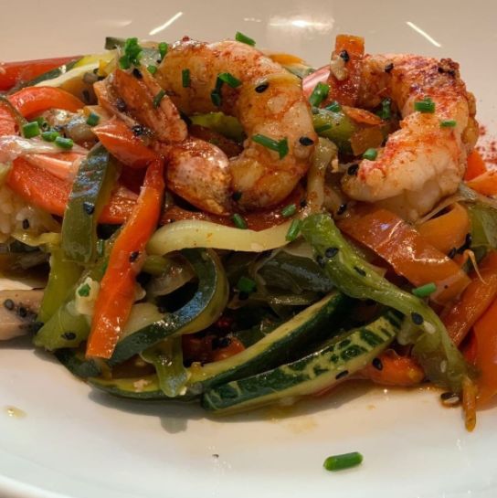 [homemade] Shrimps with vegetables and soy sauce | Scrolller