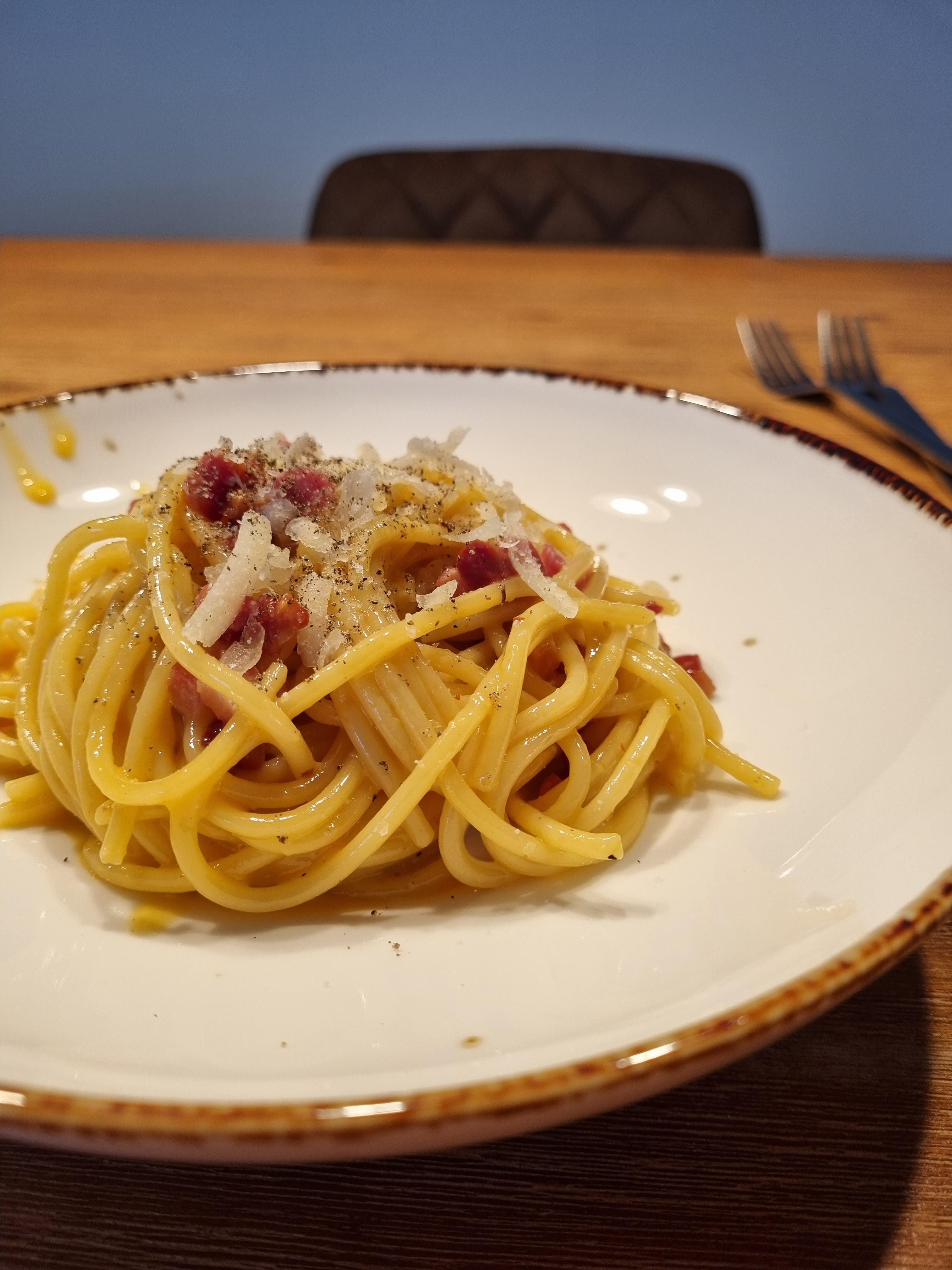 [homemade] spaghetti carbonara with pancetta and pecorino | Scrolller