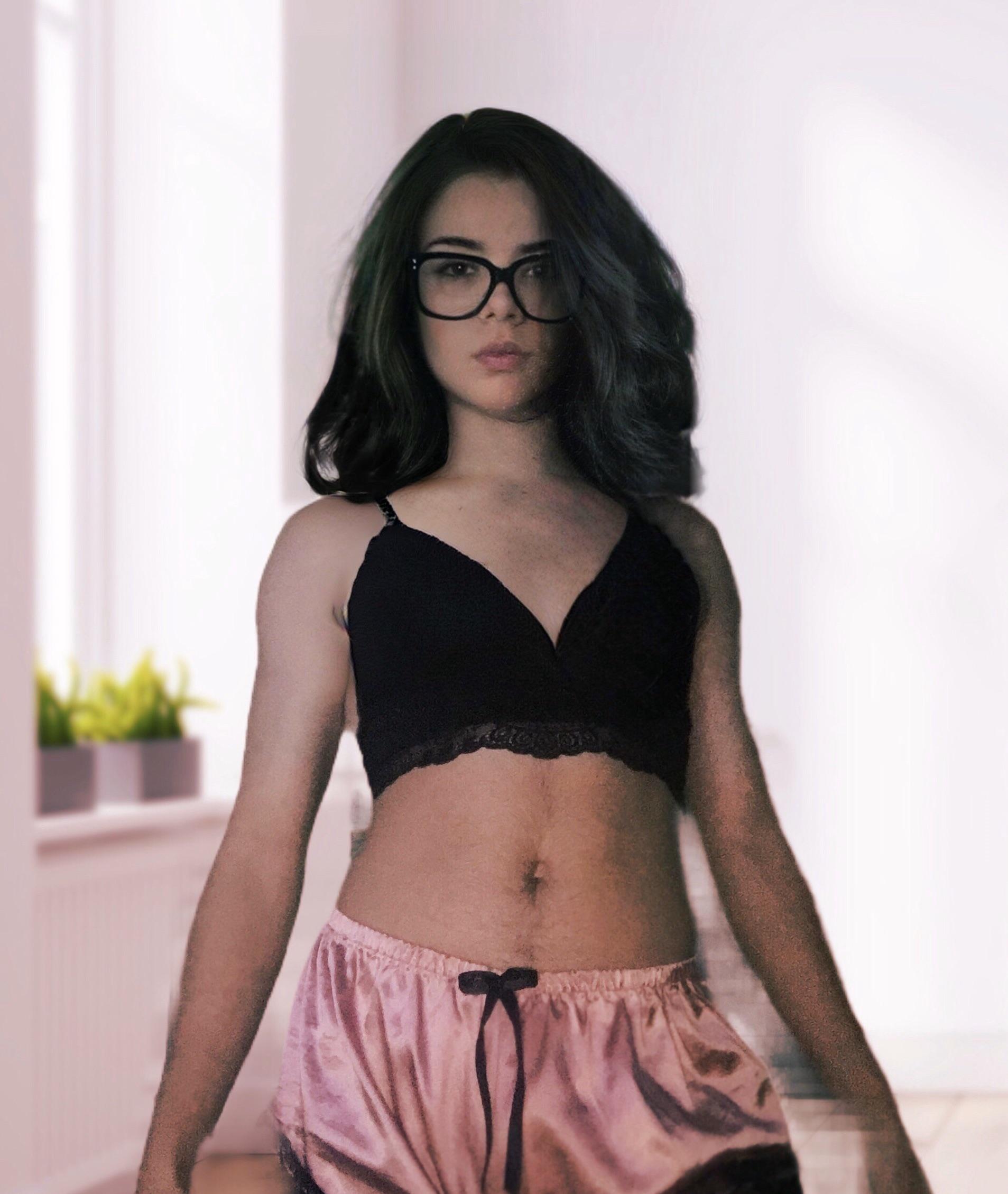 Hope you like my first pic💋 | Scrolller