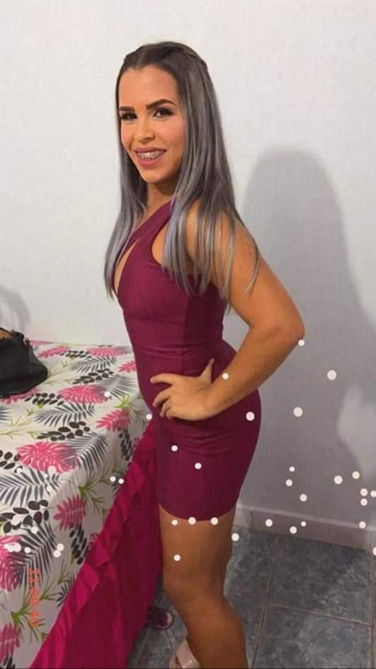 Hot Brazilian Beauty | Scrolller