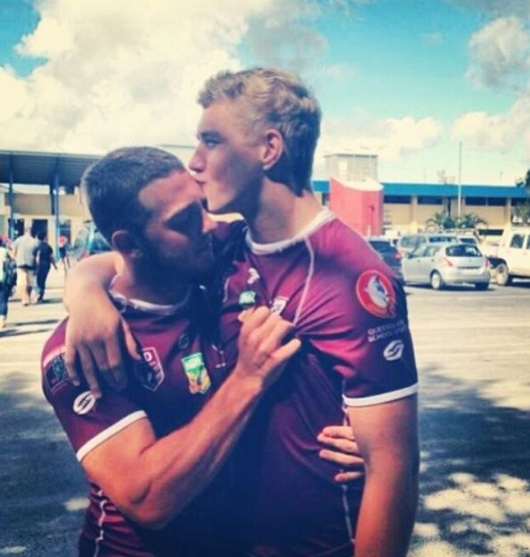 Hot Couple | Scrolller