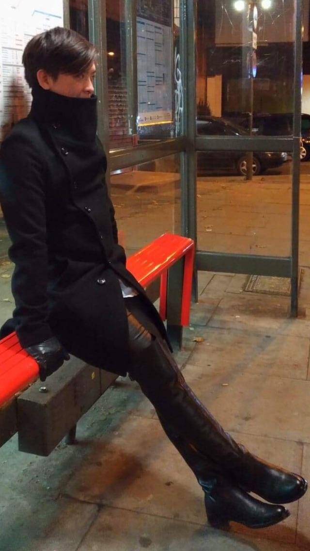 Hot knee high boots | Scrolller