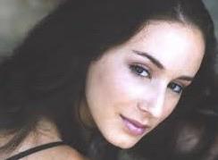 Hot or not? [24F] | Scrolller