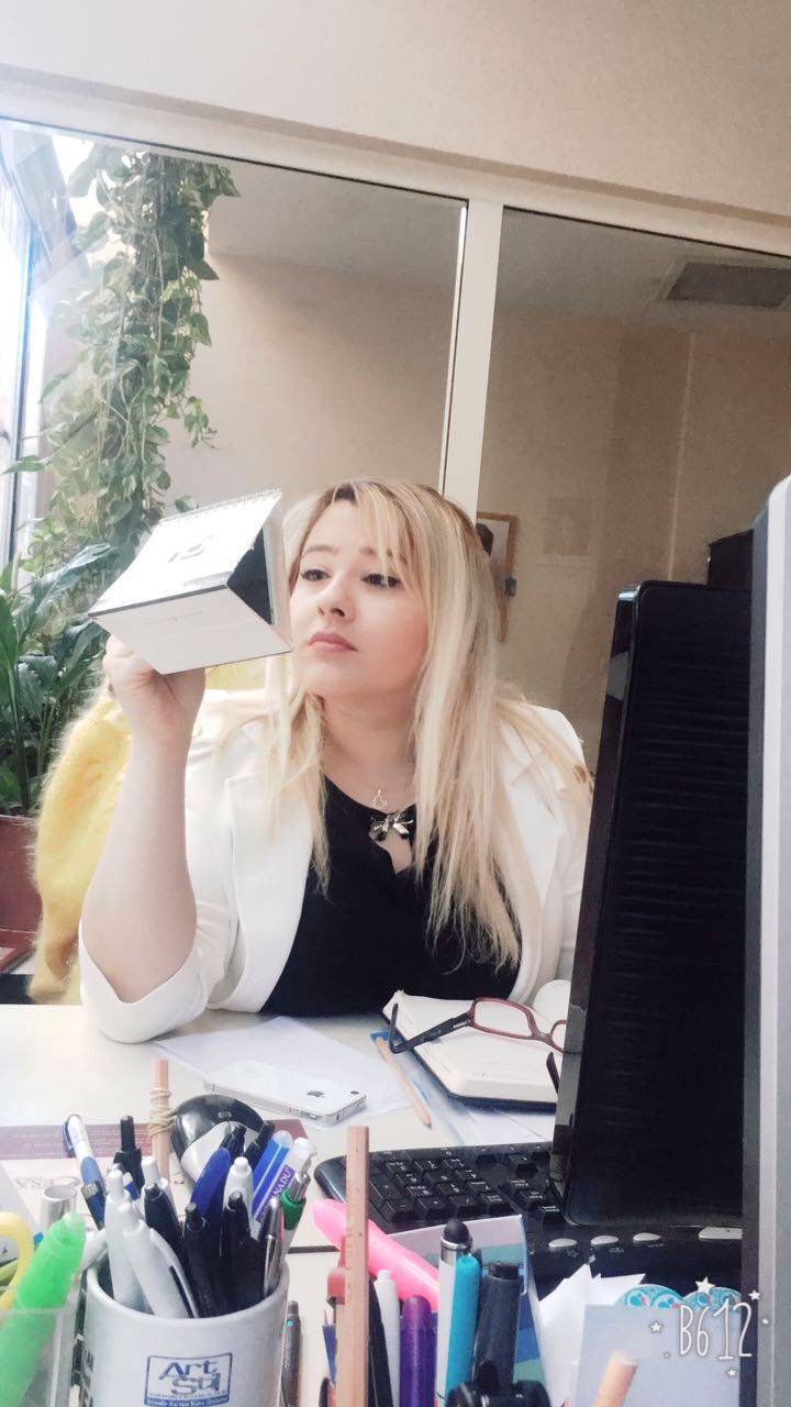 Hot or not | Scrolller