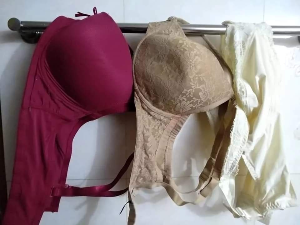 How Is My Moms Bra Scrolller