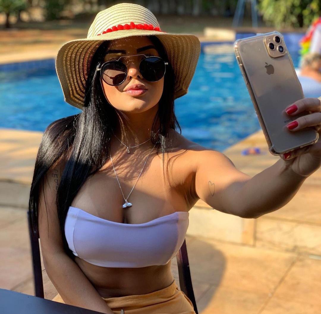 Huge pair | Scrolller