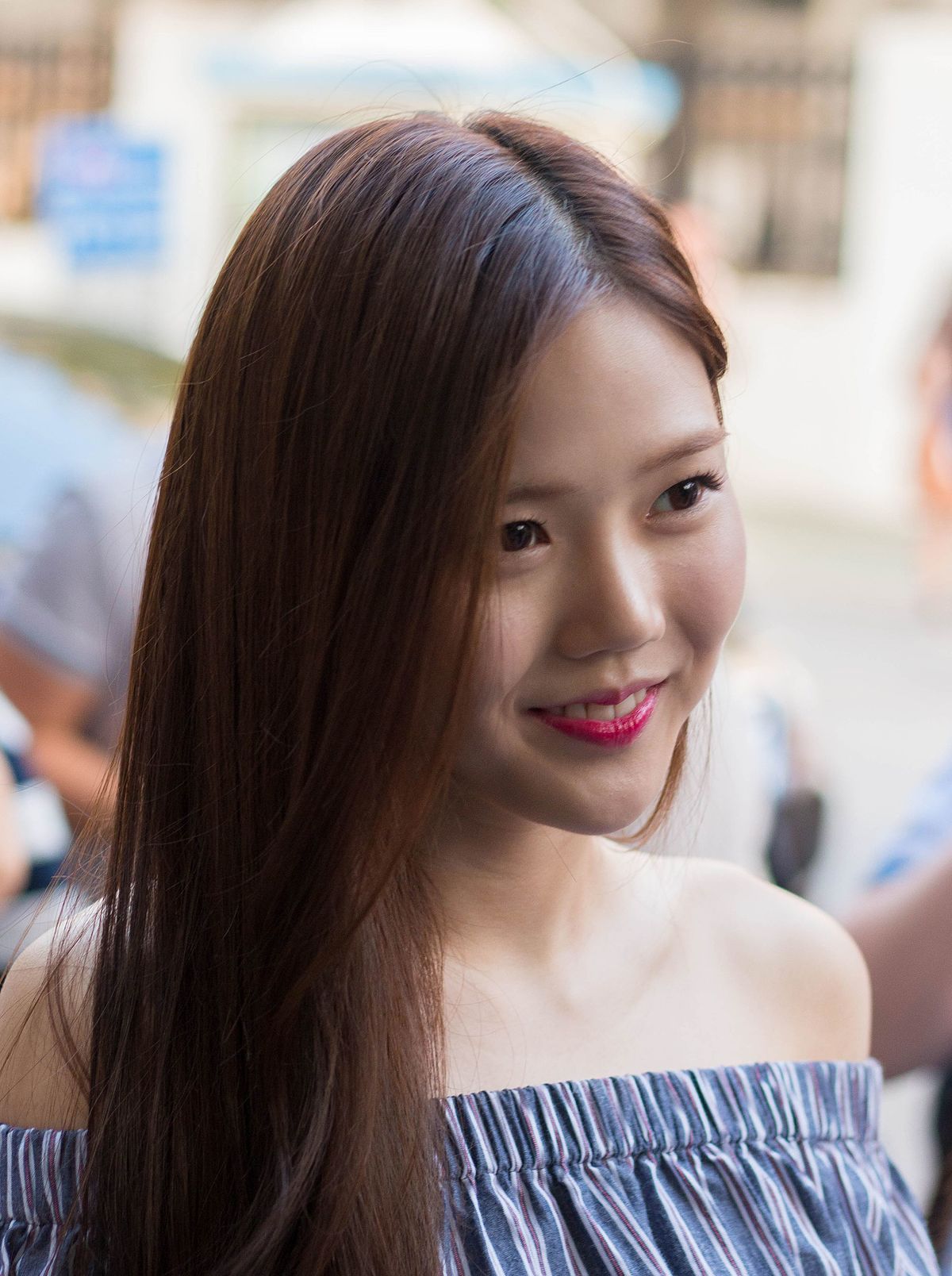 Hyojung | Scrolller