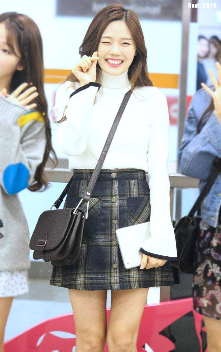 Hyojung Heart | Scrolller