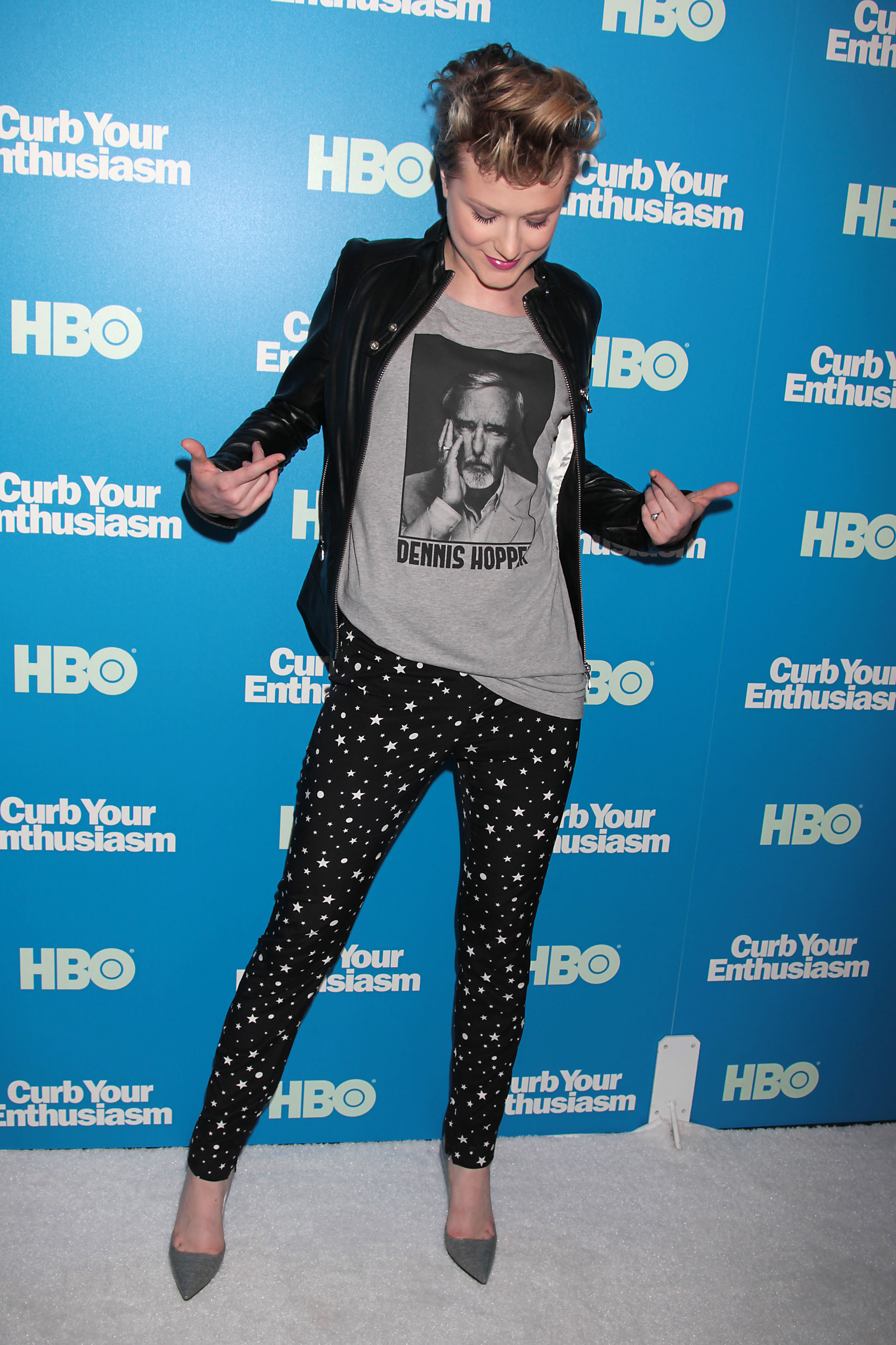 Hyping Hopper | Scrolller