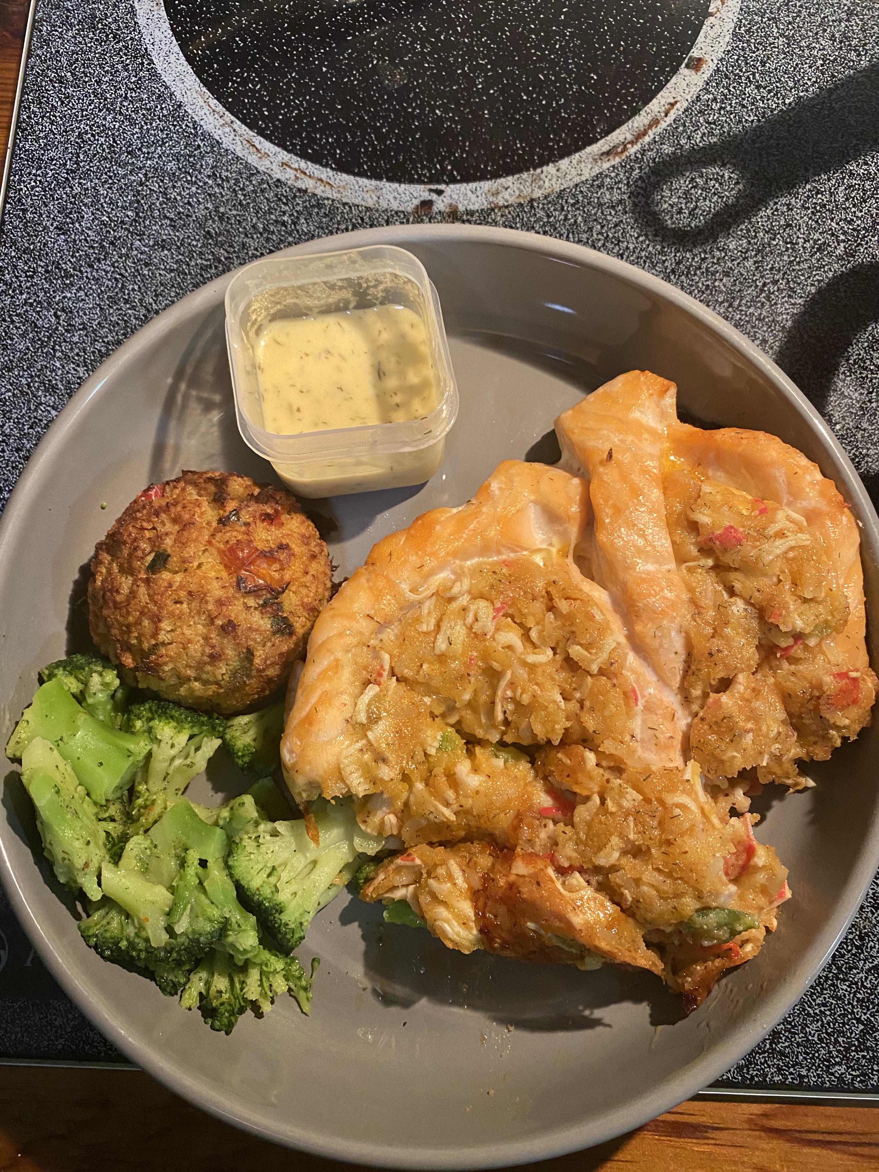 [I Ate] seafood stuffed salmon, crab cake, and broccoli | Scrolller