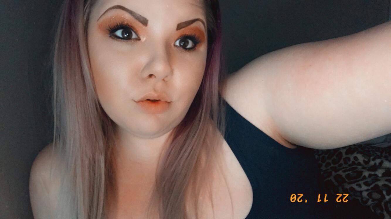 I can’t sleep... so here’s my face. | Scrolller