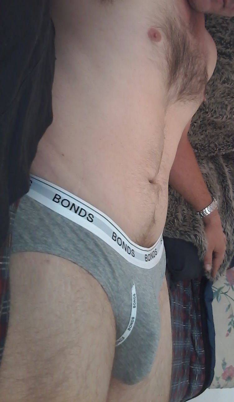 I don't have the best bod, but I do have this Bonds Bulge :) | Scrolller