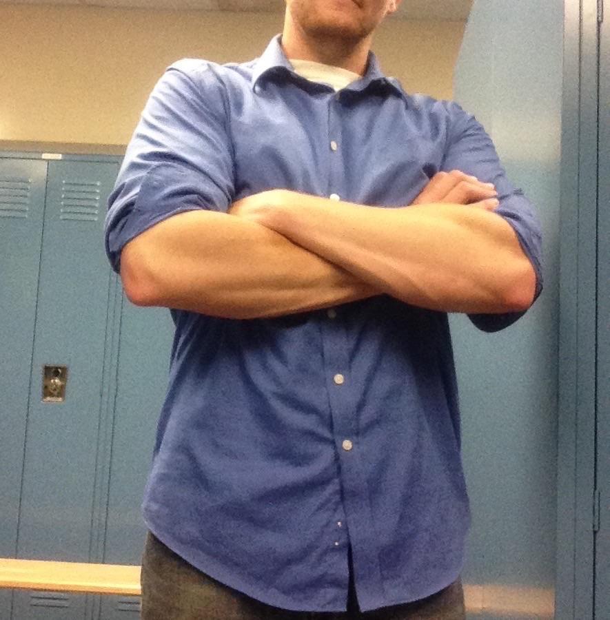 Discover more like Forearmporn: I don't know why women love rolled up sleeves so much but I won ...