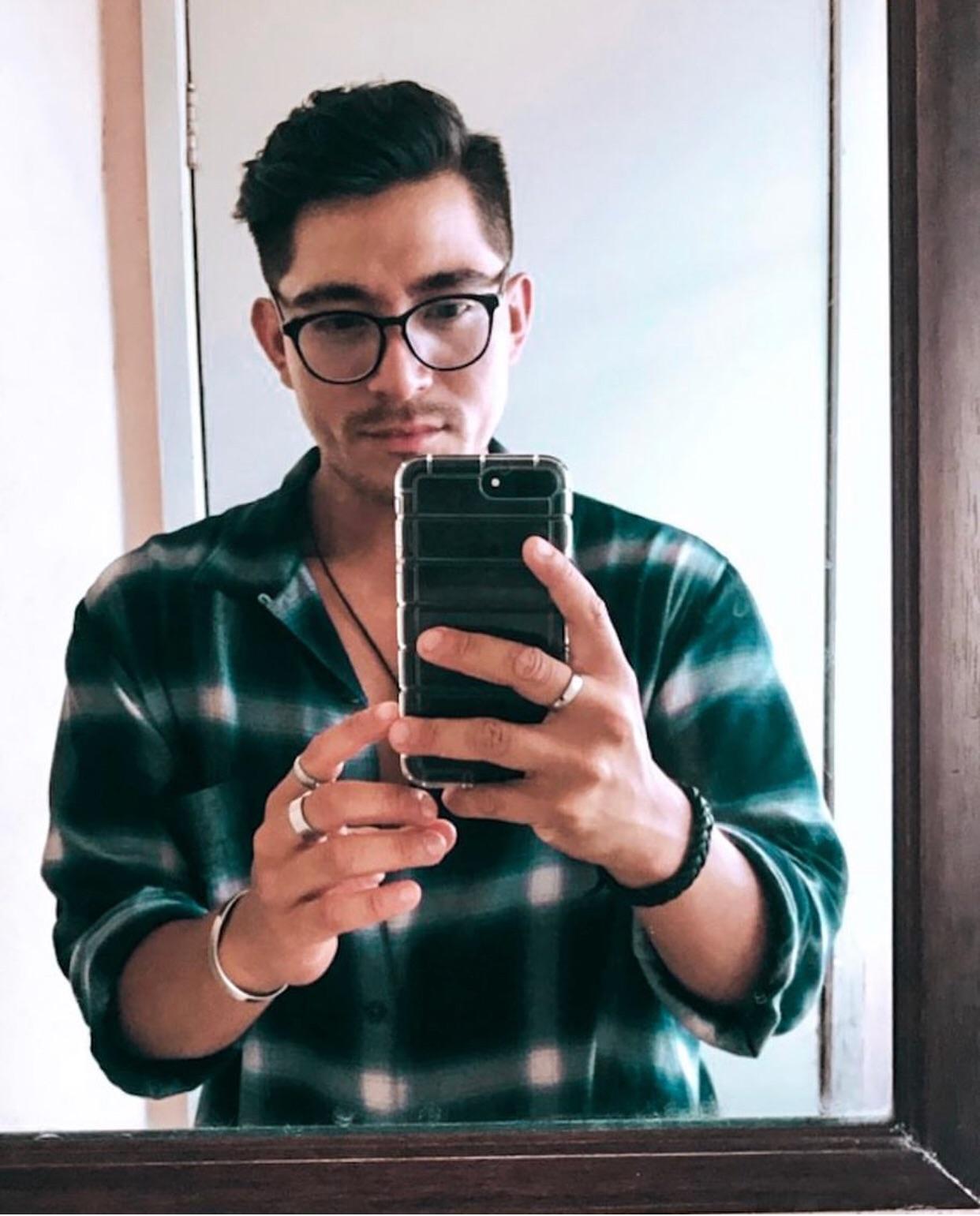 I finally got glasses dudes | Scrolller