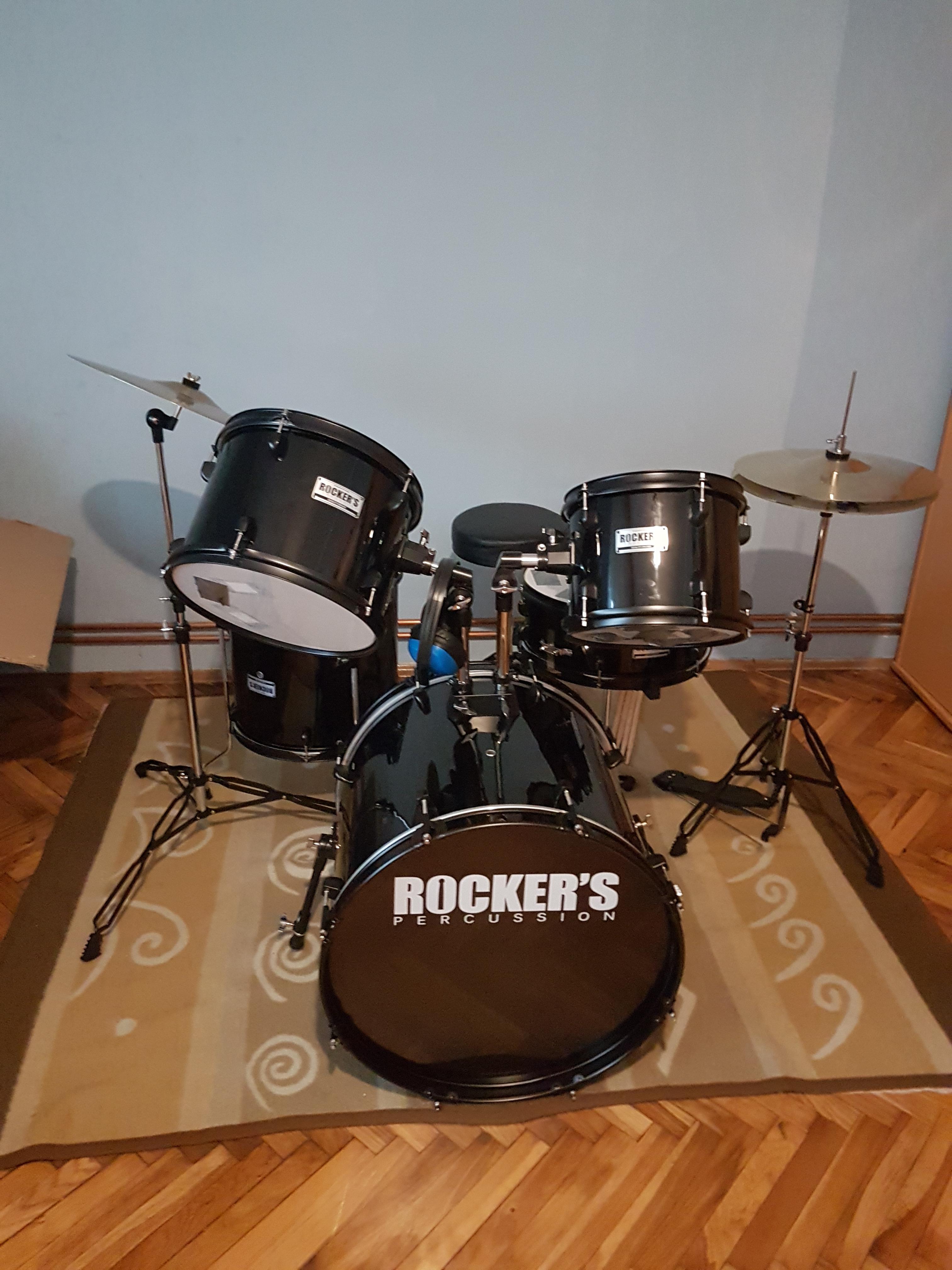 I finally got my first drum kit! | Scrolller