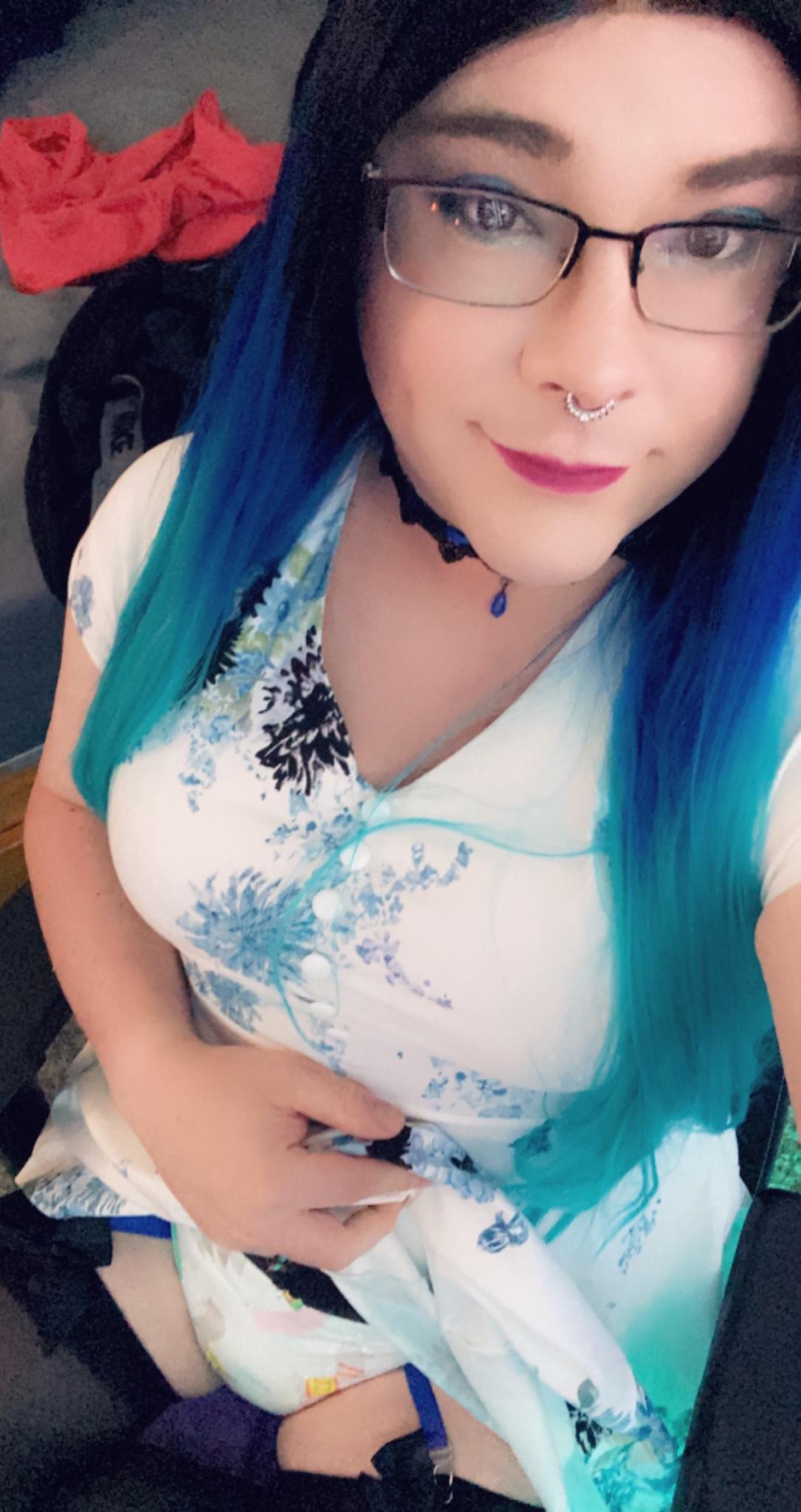 I has a new outfit!!!! | Scrolller