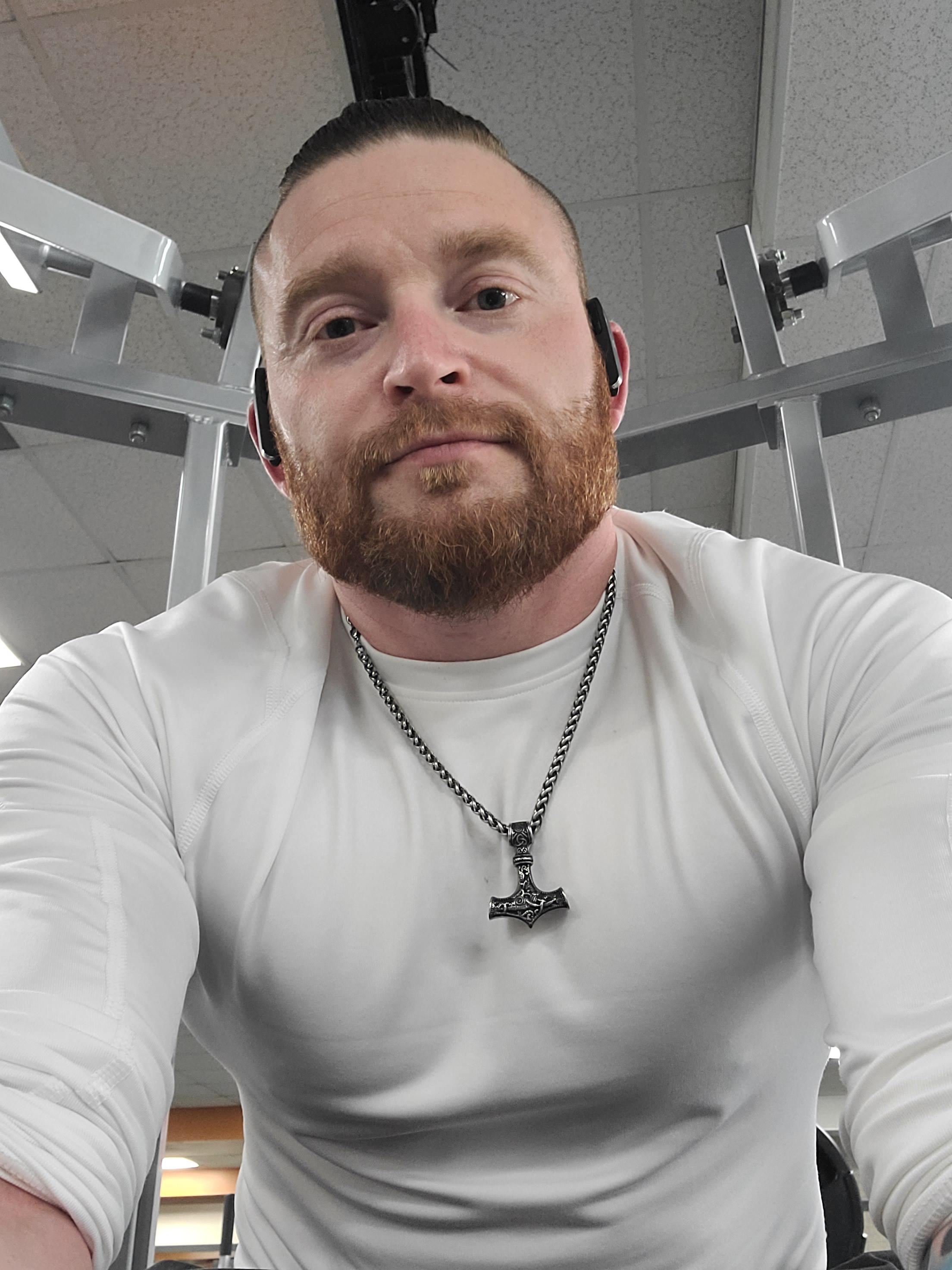 I keep being told I look like Connor McGregor | Scrolller