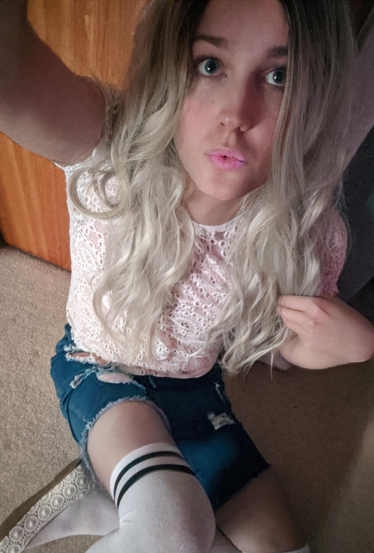 Would you bang? 🍆🥵 | Scrolller