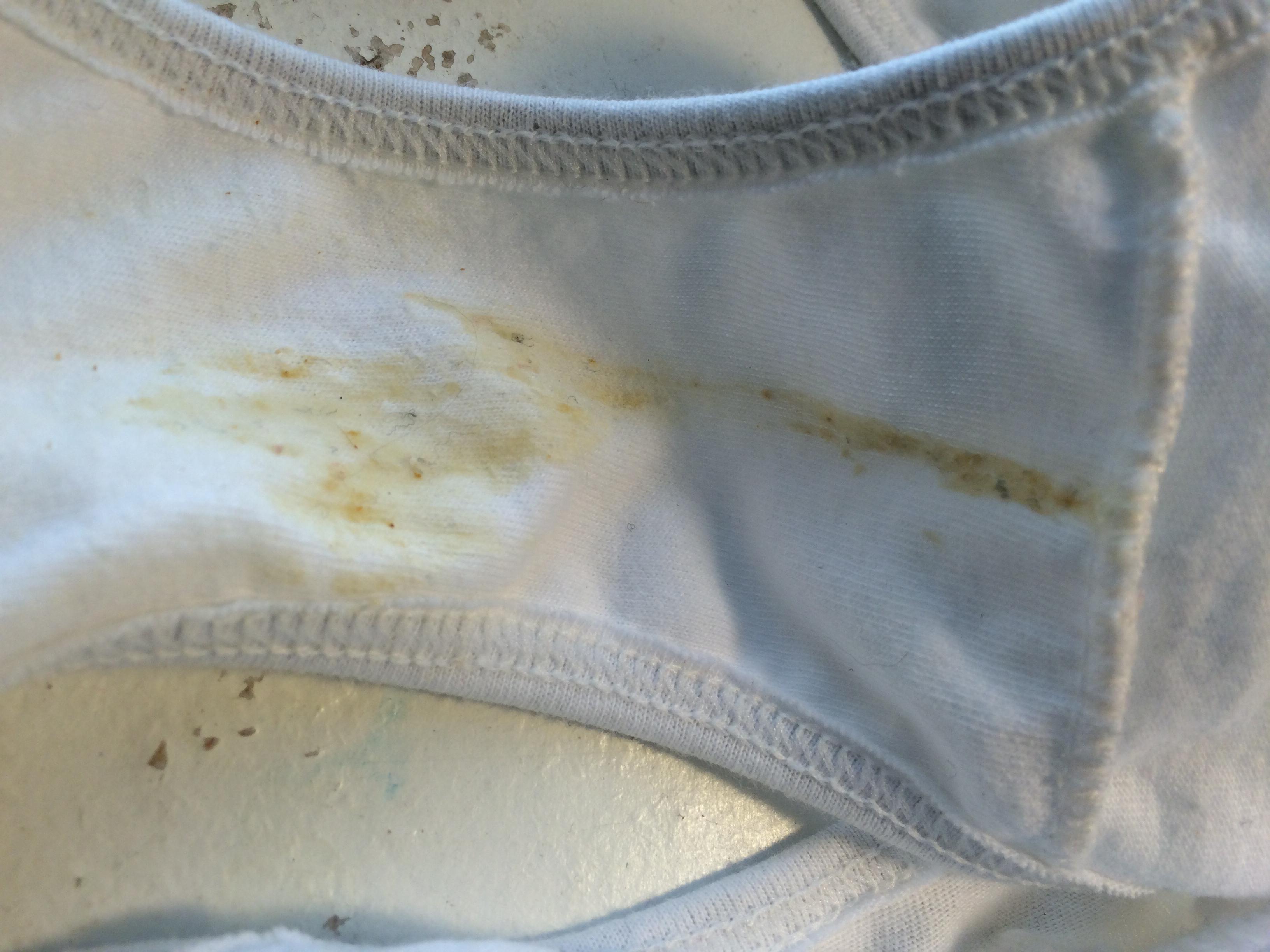 I love the color and scent of this discharge rn! Just wanted to share ;) | Scrolller