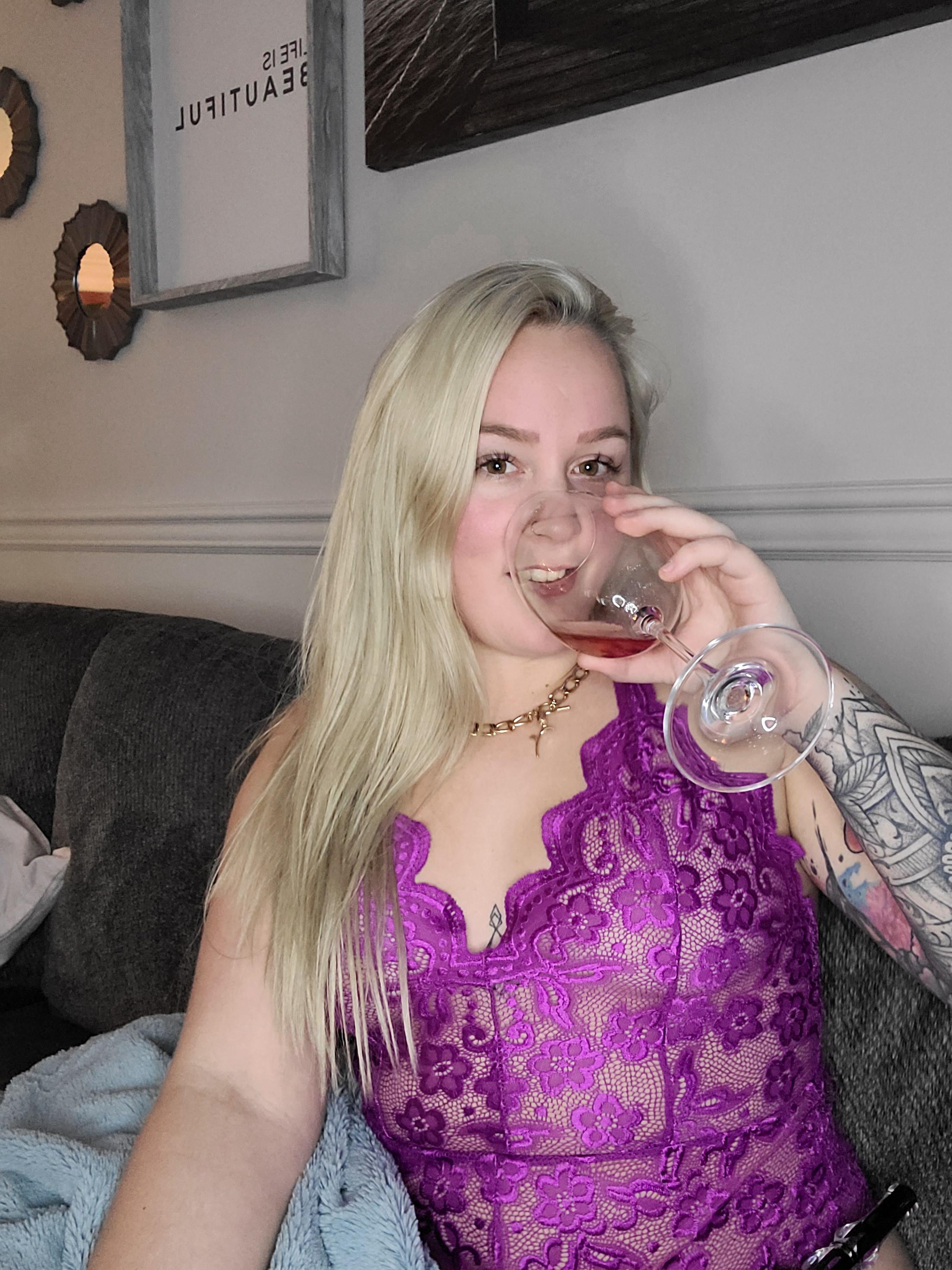 I love wine and being naughty 💜 | Scrolller