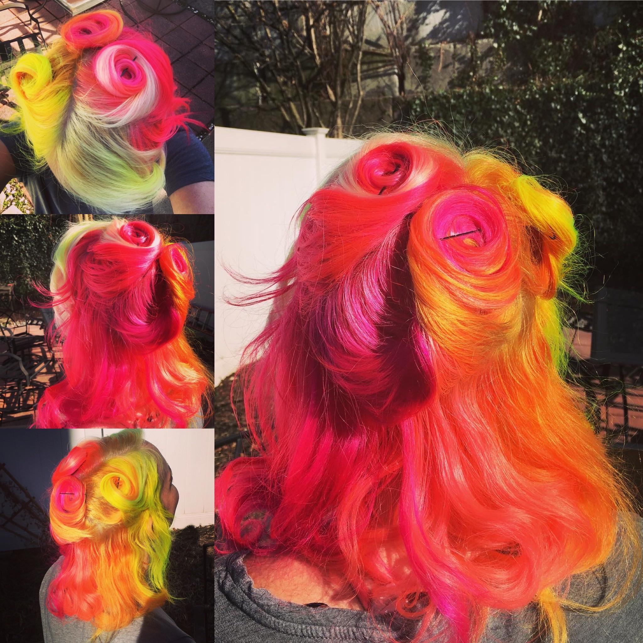 I’m calling this one “Electric Love” | Scrolller