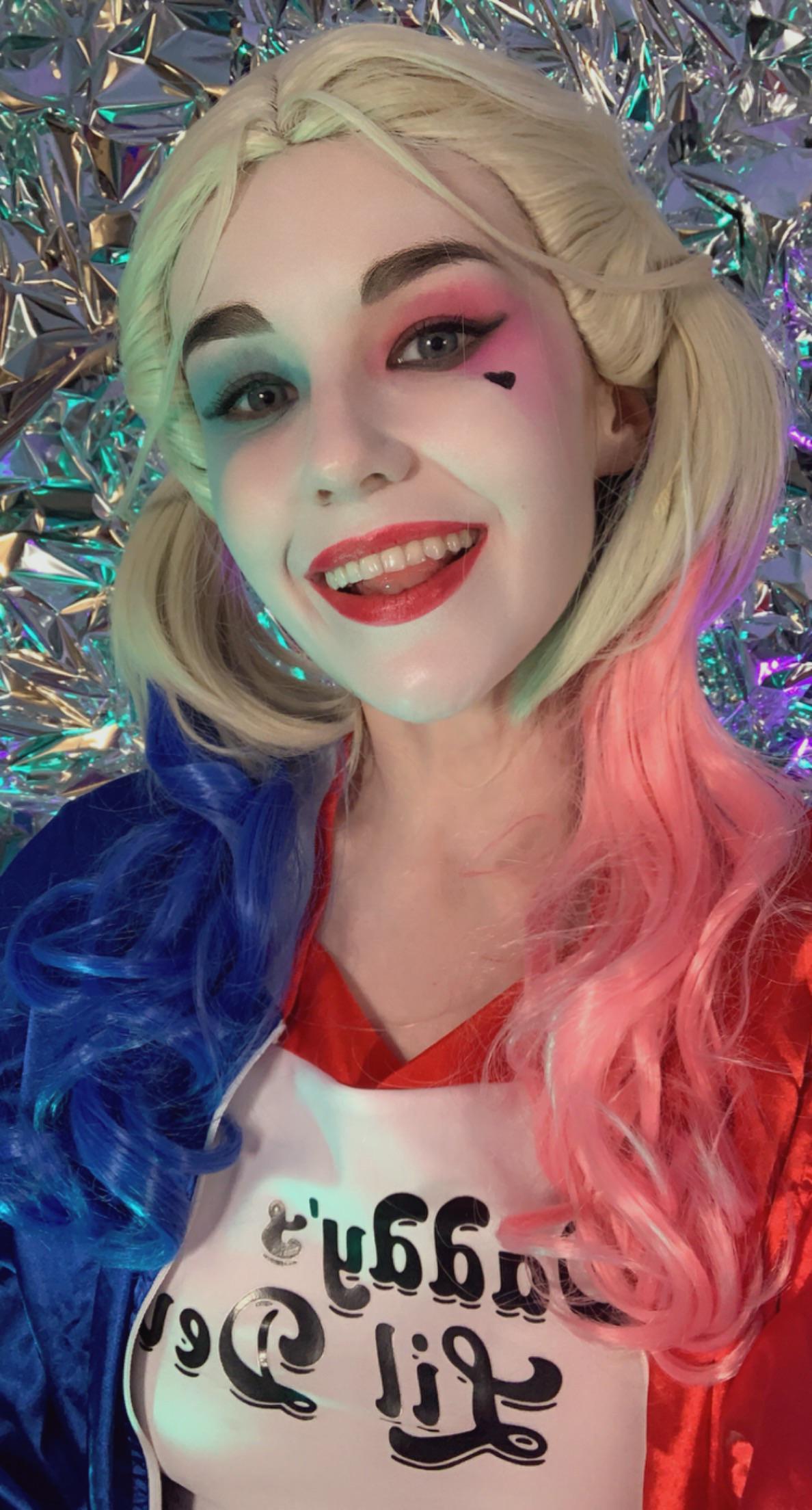 I’m live rn as Harley Quinn on twitch! /EmilyBloomShow | Scrolller