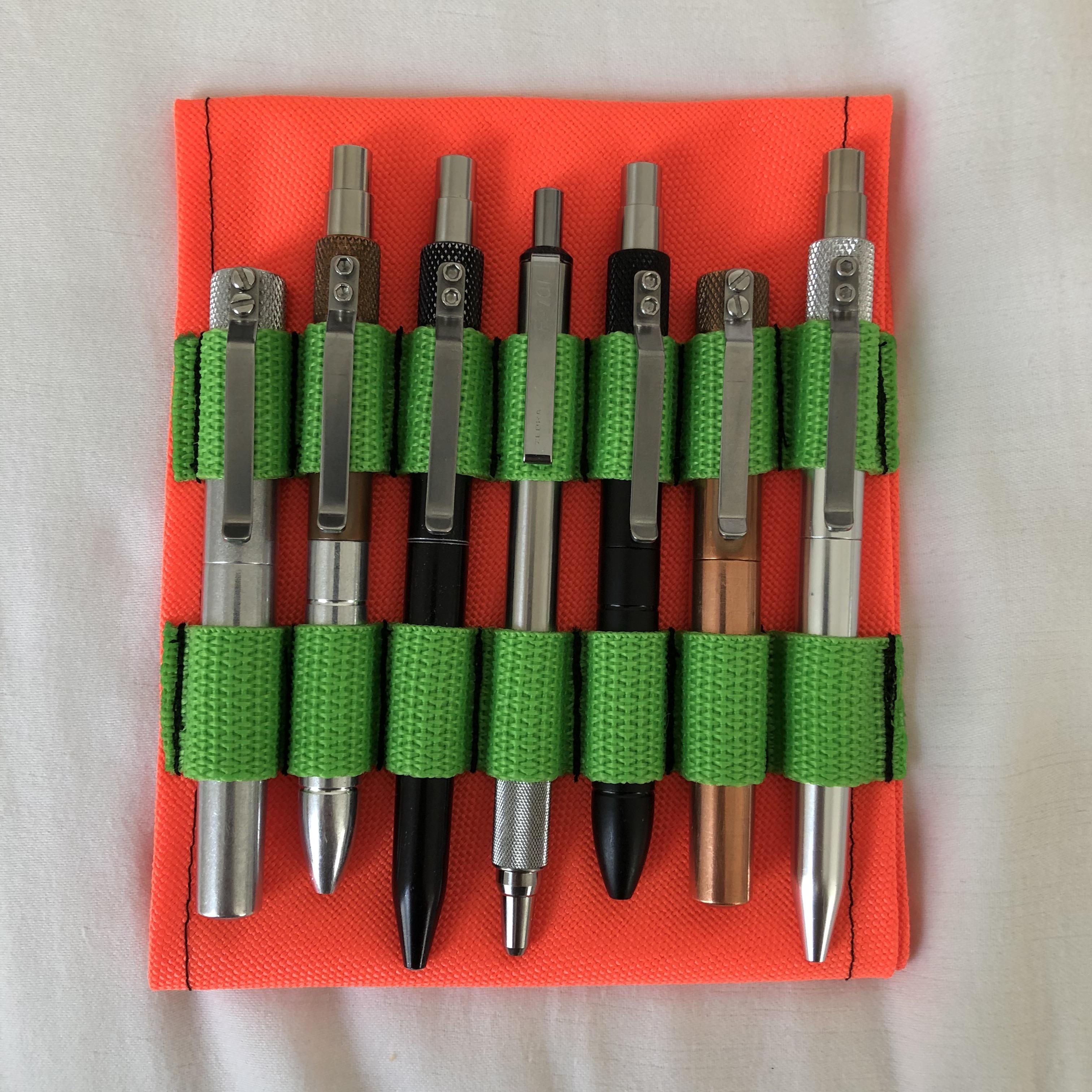 I made a pen holder | Scrolller