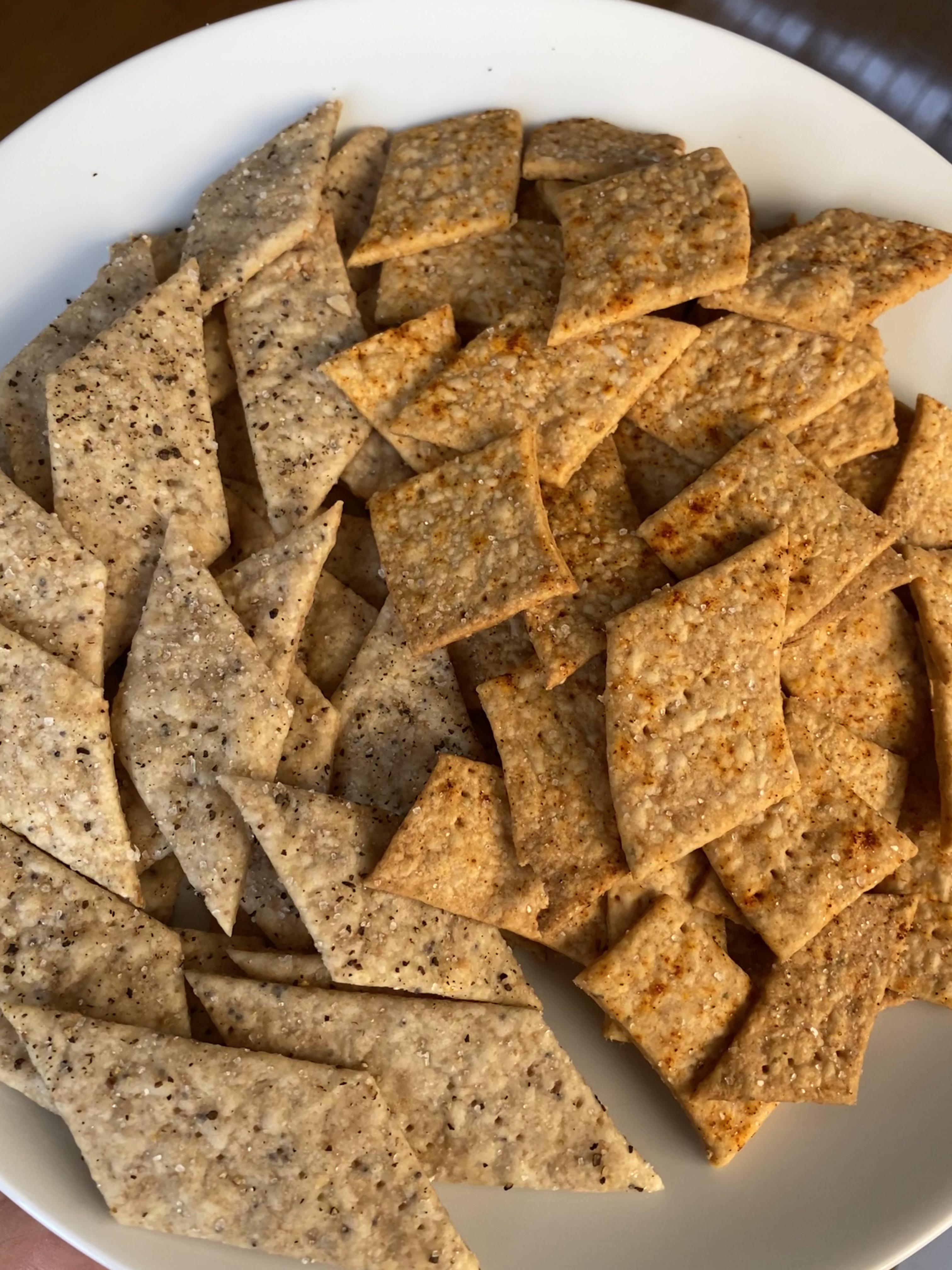 I made EBTB and EBTE Sourdough Discard Crackers!! | Scrolller