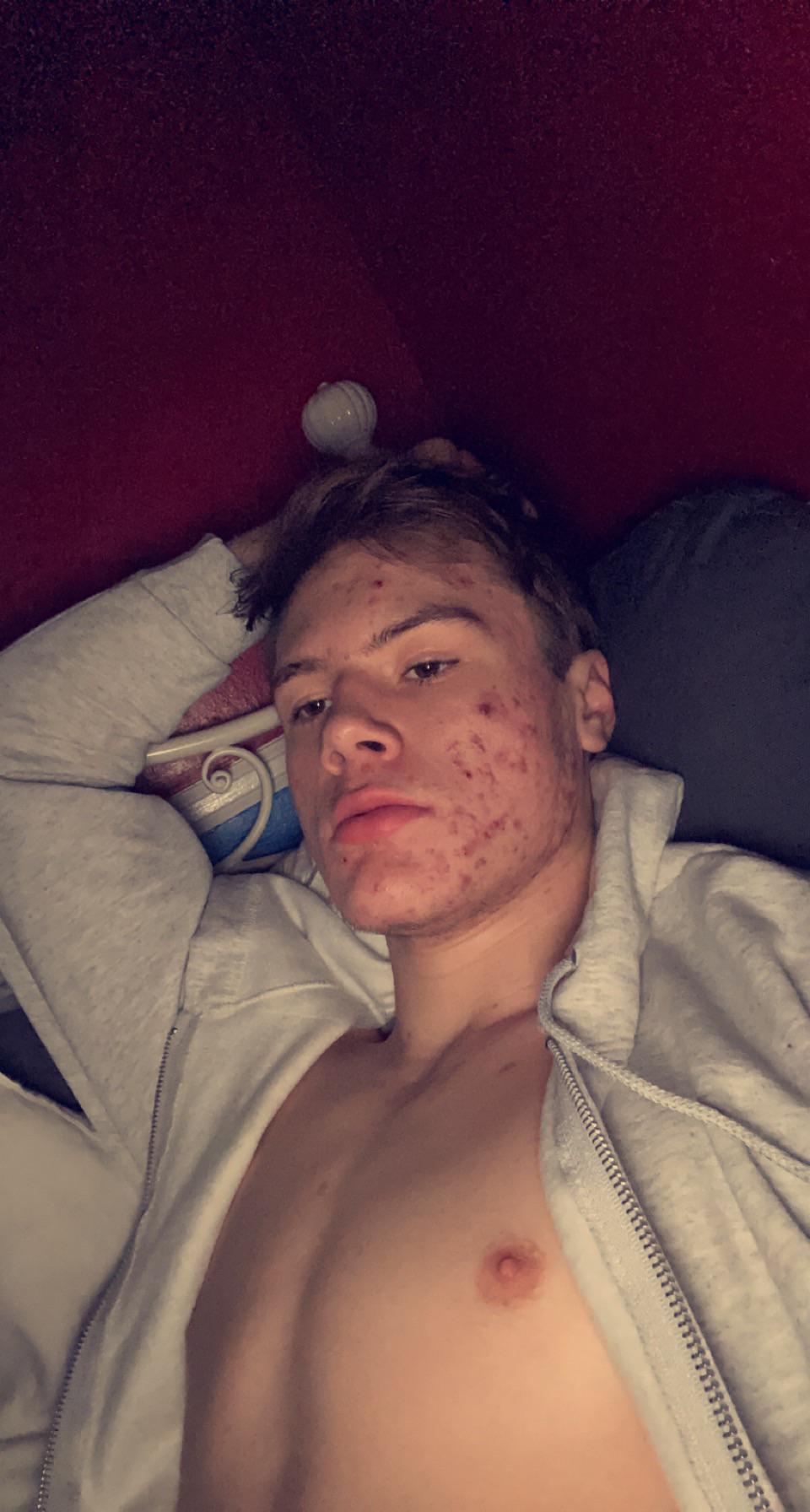 I need a cuddle buddy | Scrolller