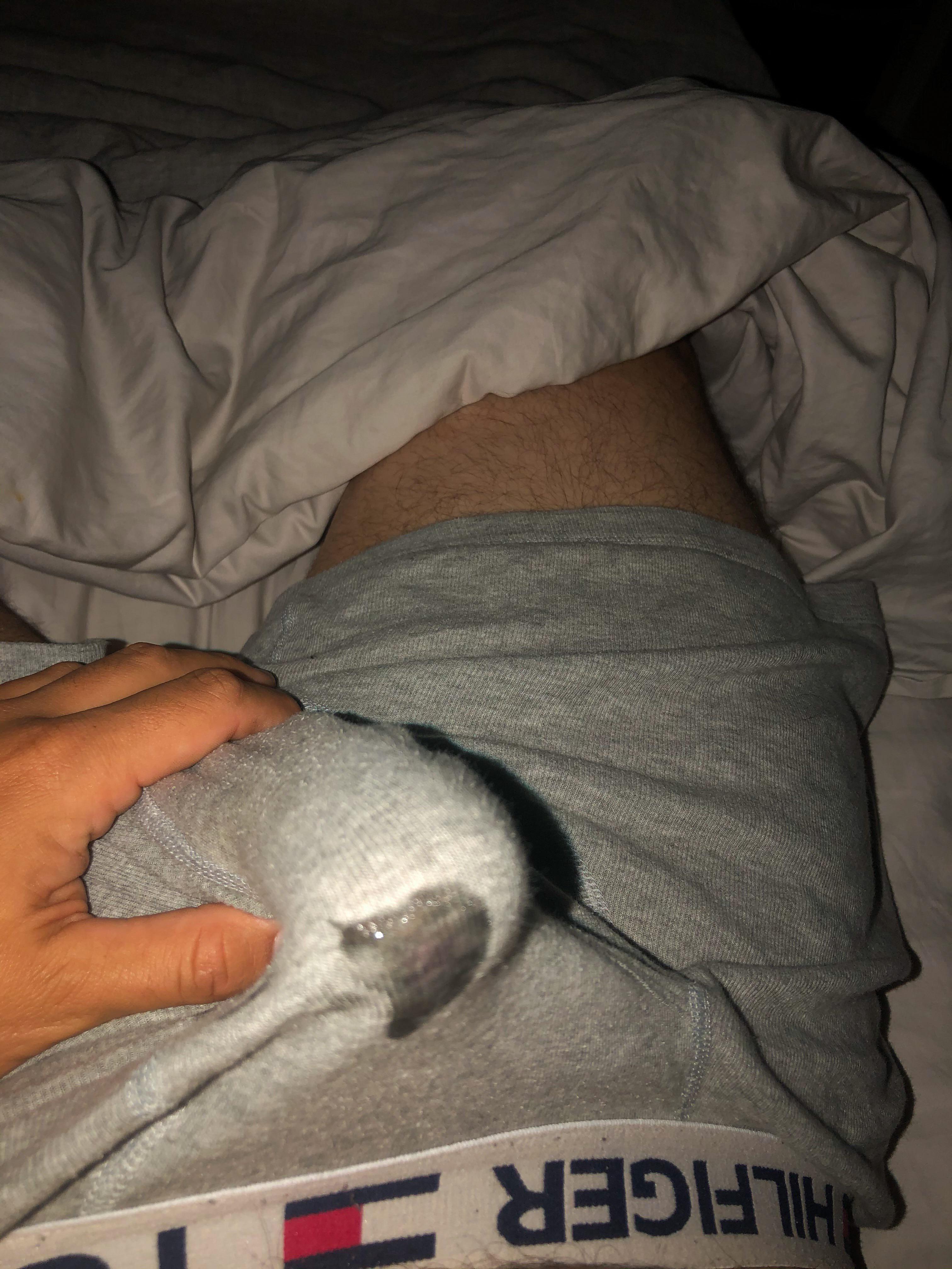 I need a hand | Scrolller