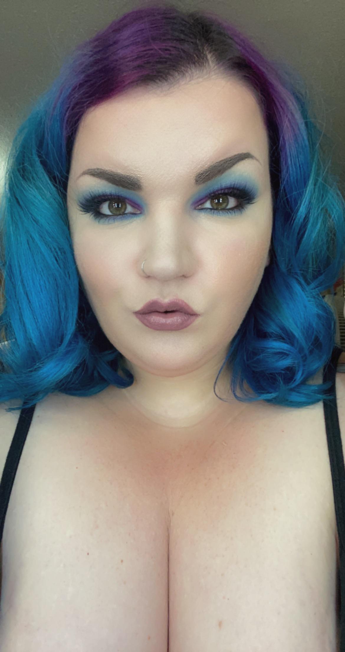 I need my pretty little face wrecked 💦 | Scrolller