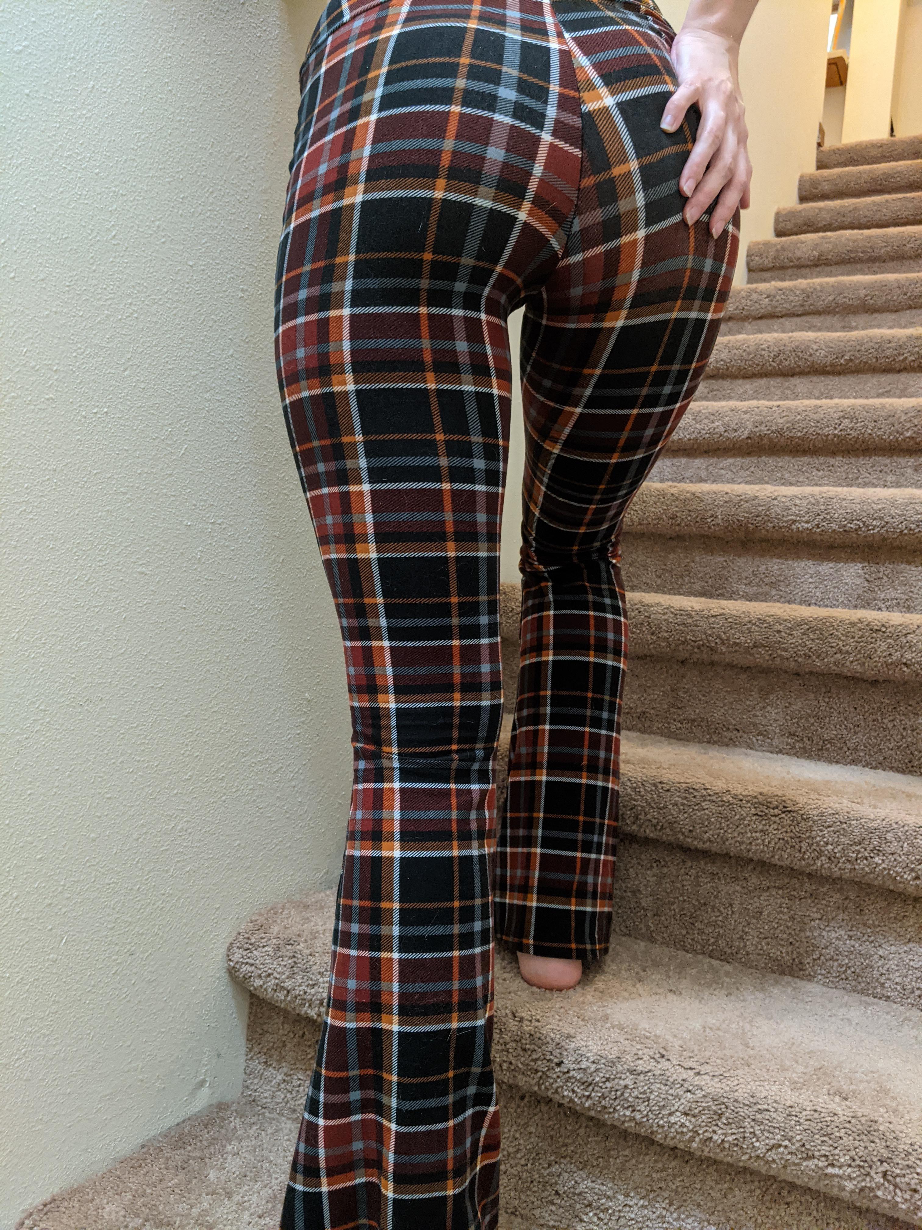 I pulled a muscle... Wanna rub it? | Scrolller