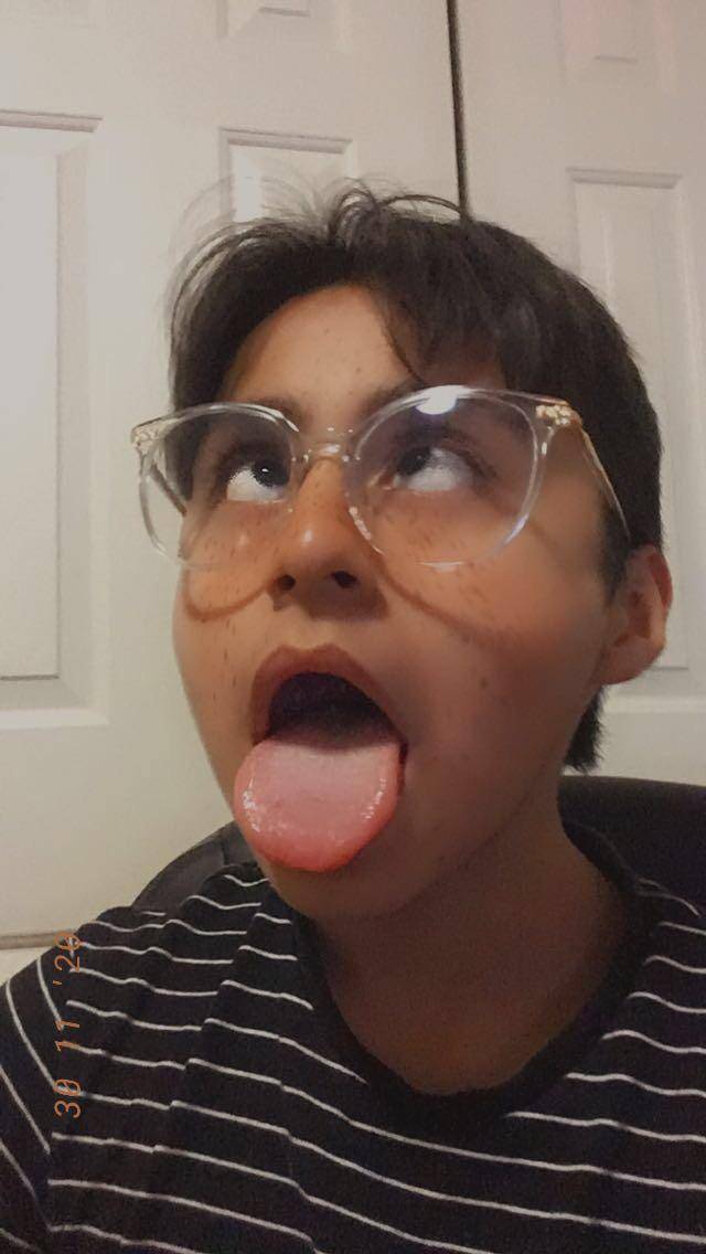 I tried ;-; | Scrolller