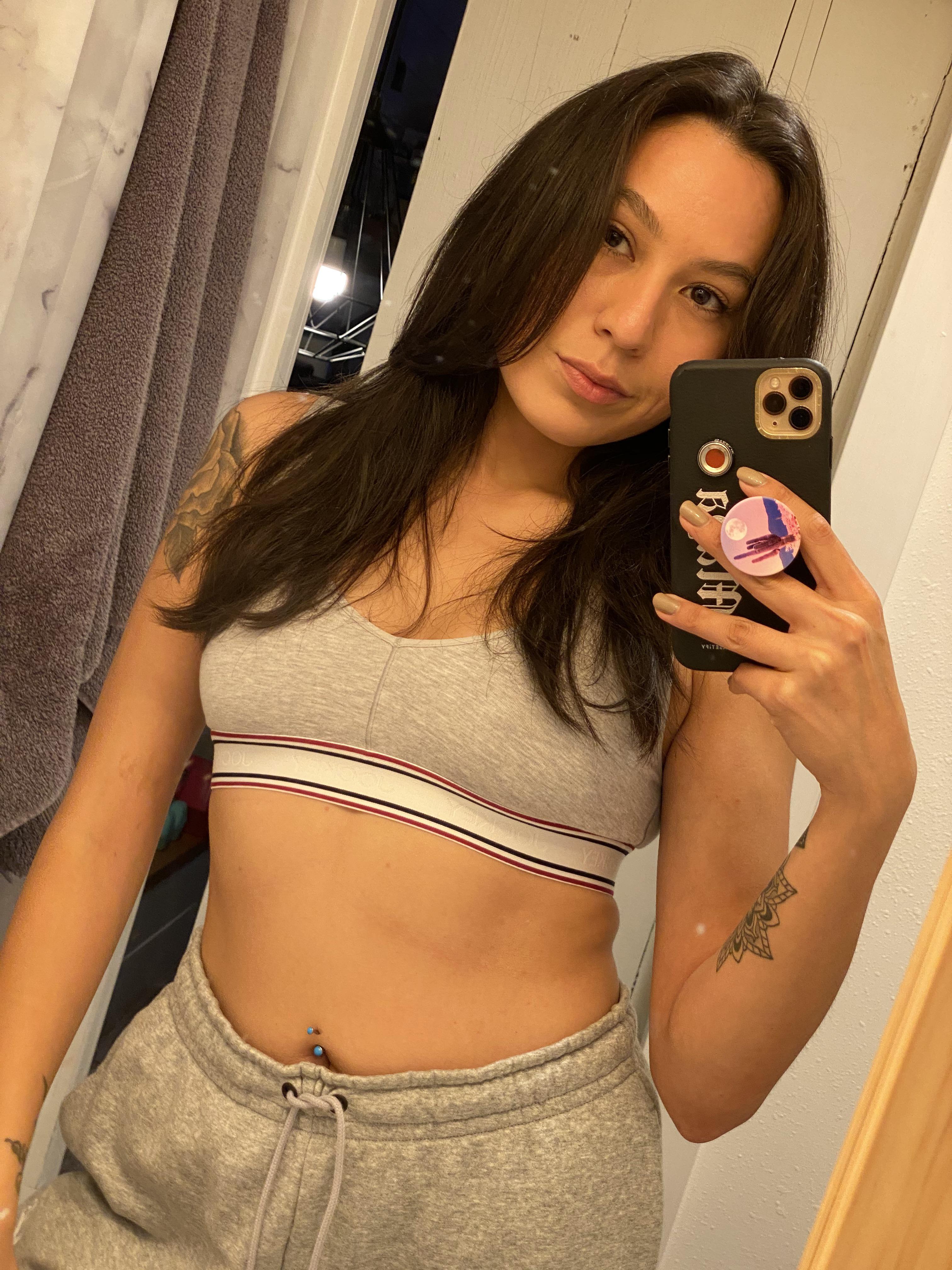 Being single sucks sometimes | Scrolller