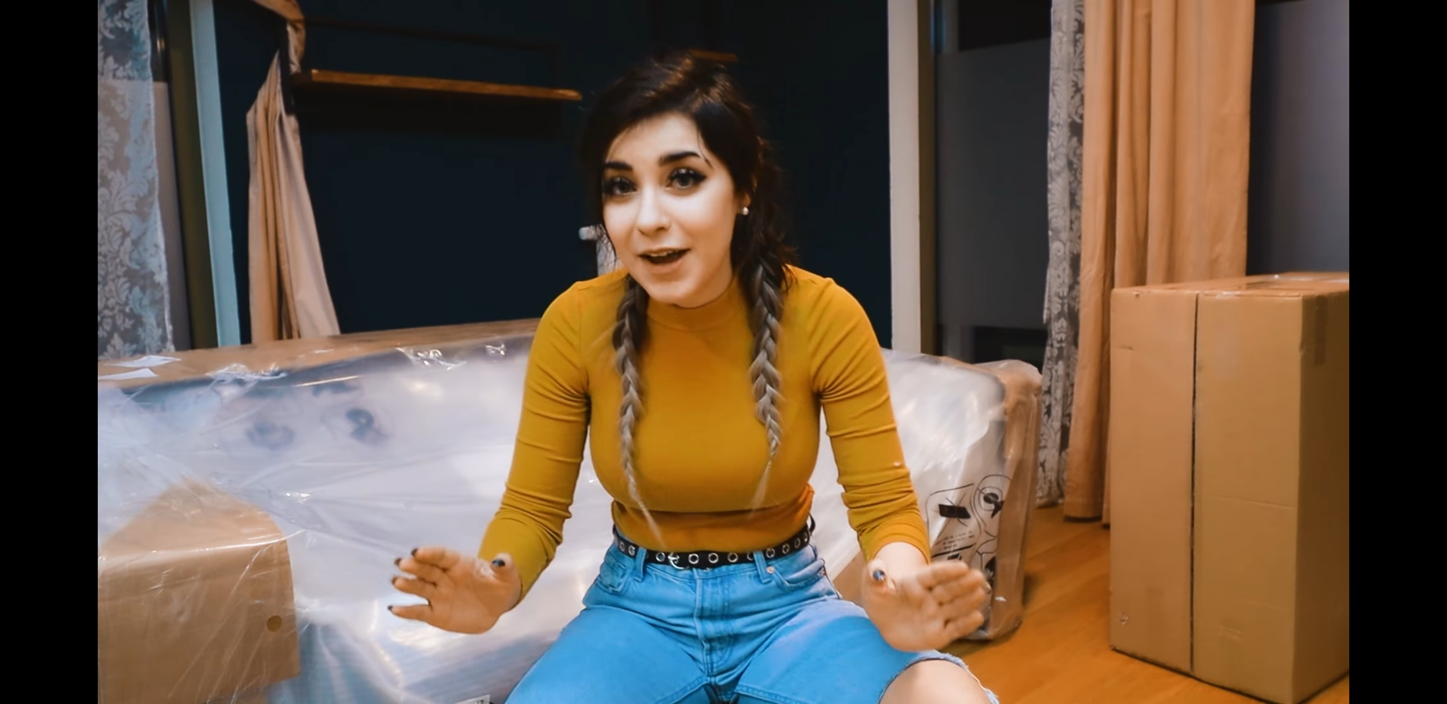 Ihre Brüste sehen hier schön groß aus 💦💦 | Scrolller