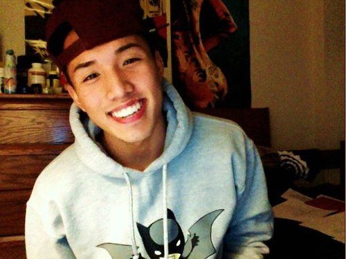 I'm a sucker for nice smiles | Scrolller