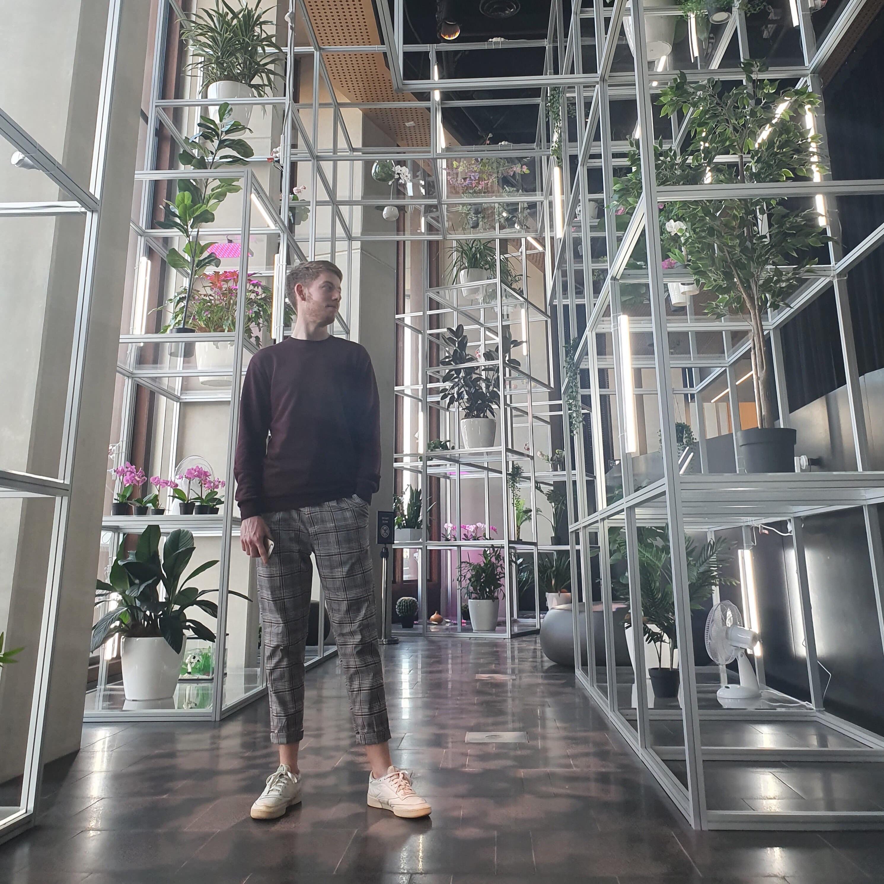 im feeling these new pants | Scrolller