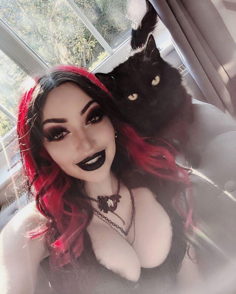 I'm looking for a good, honest, truthful, obedient and understanding slave to own and collar 24/ ...