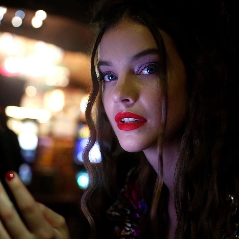 Imagine those red Barbara Palvin lips wrapped around your cock. | Scrolller Imagine those red Barbara Palvin lips wrapped around your cock. | Scrolller