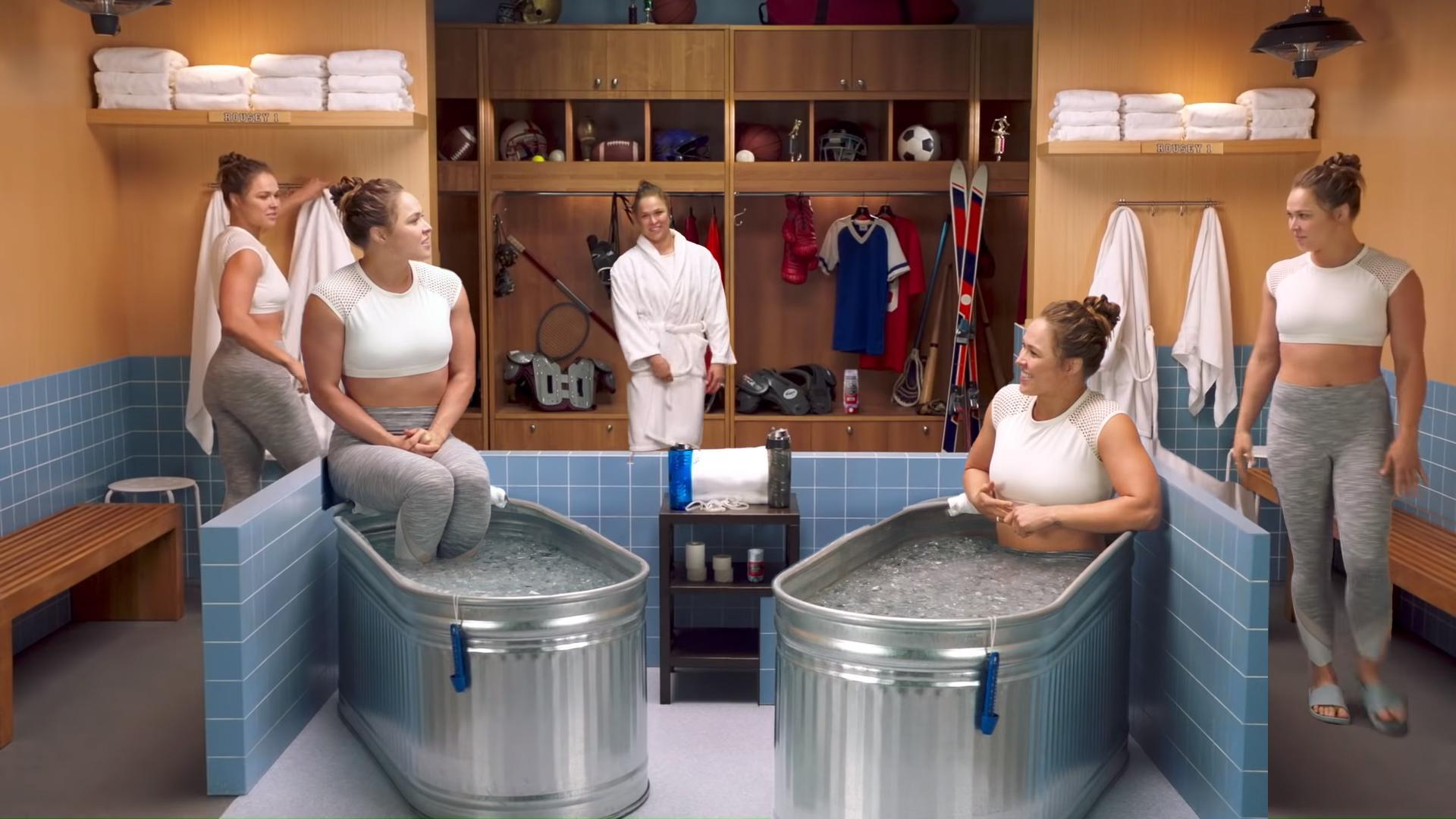 Imagine walking into a locker room and seeing this | Scrolller