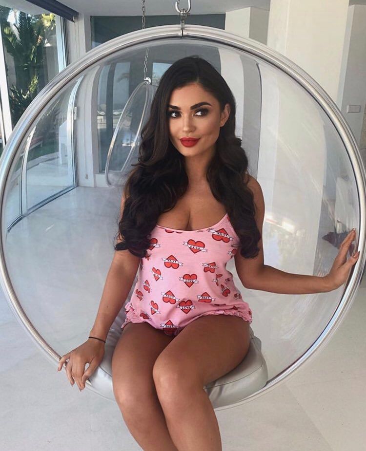 India Reynolds | Scrolller