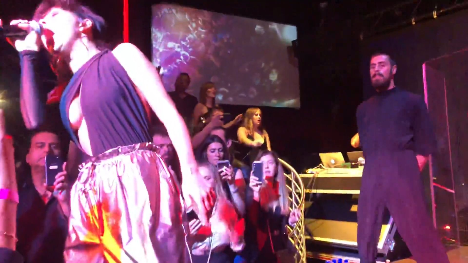 Inna boobs #1 | Scrolller