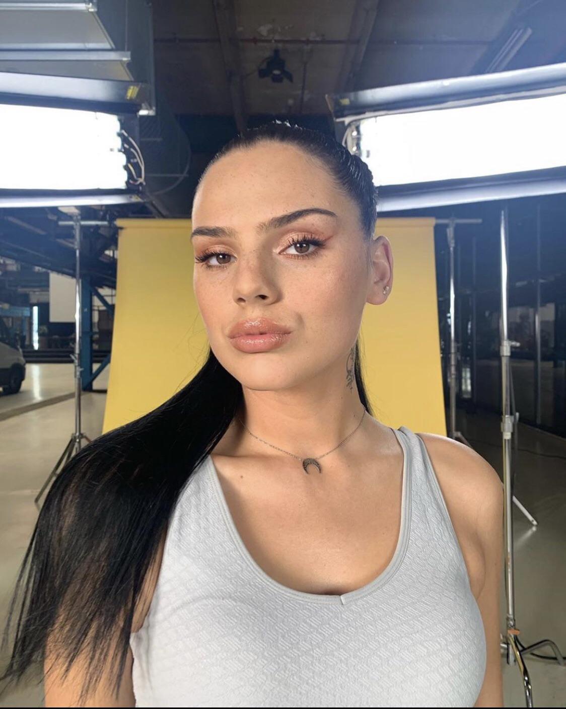 Insta Foto Scrolller