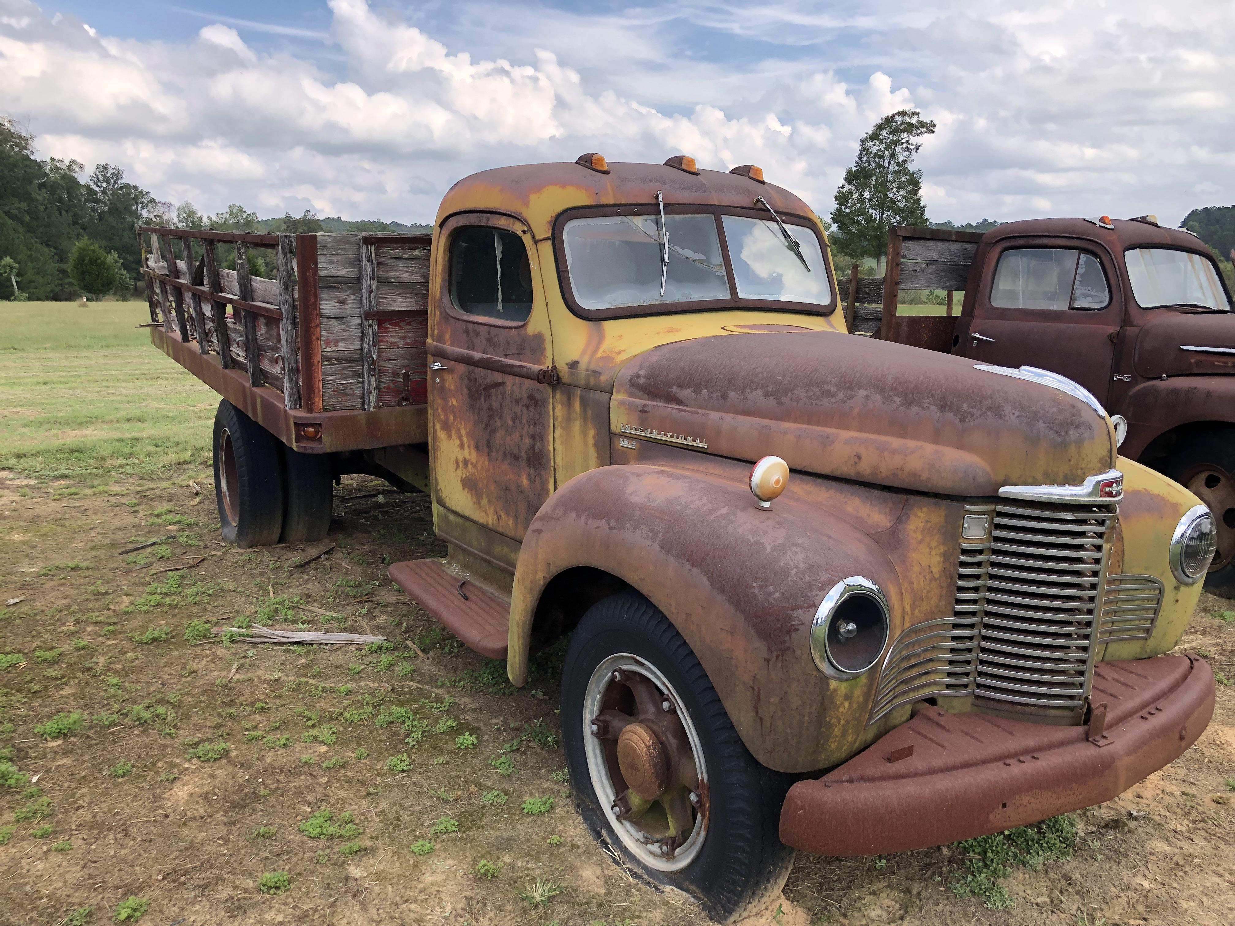 International KB-5 - 1947-1949 | Scrolller